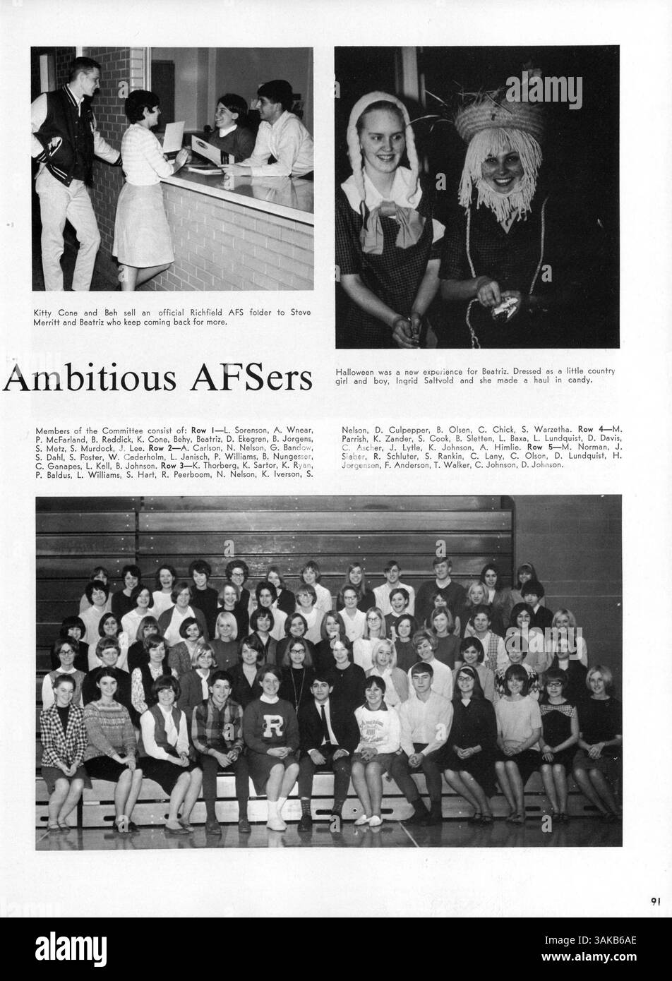 High school student volunteering Black and White Stock Photos & Images ...