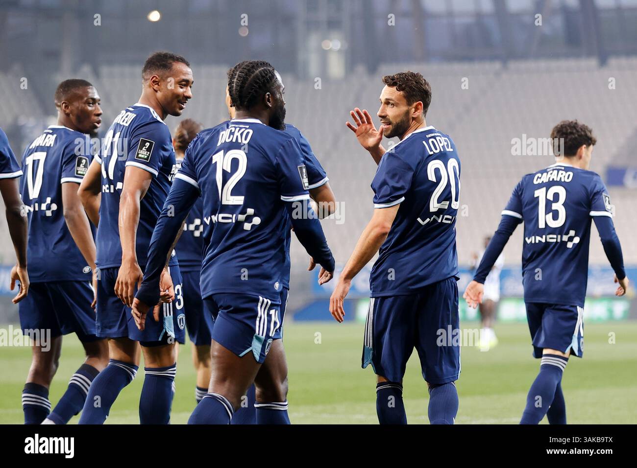 31 Samir CHERGUI (pfc) - 20 Julien LOPEZ (pfc) during the Ligue 2 BKT ...