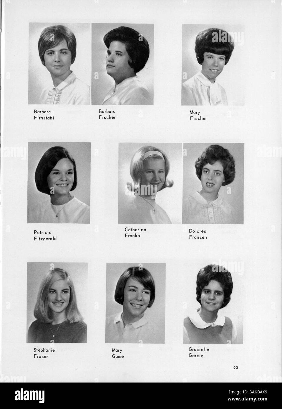This 1966 edition of the 'Dayesye' yearbook documents the major events ...