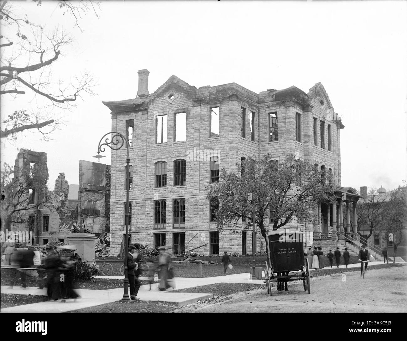 The ruins of Old Main at the University of Minnesota following the fire ...