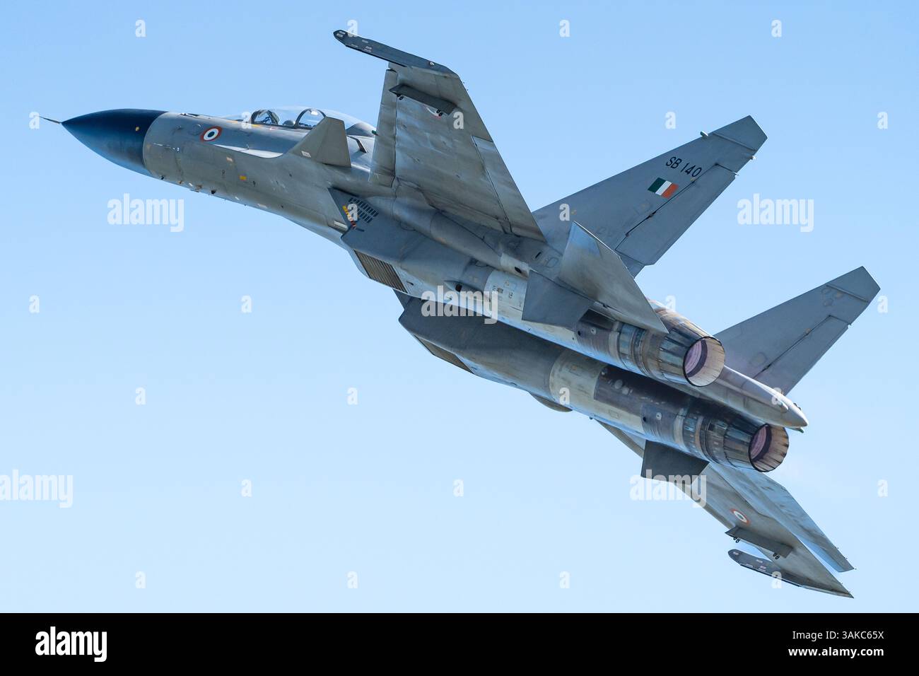 Cross section of jet engine hi-res stock photography and images - Alamy