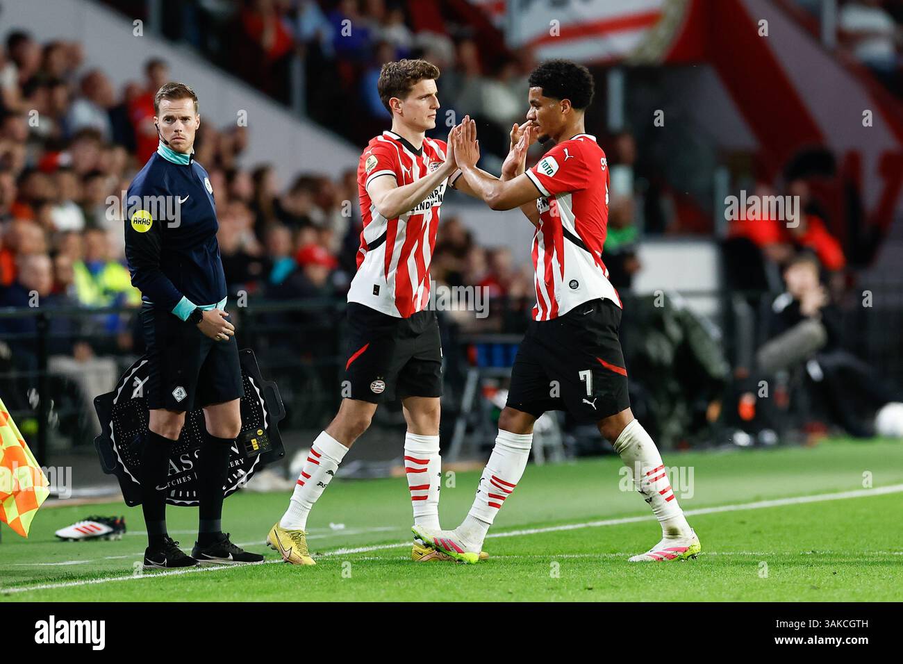 EINDHOVEN, 12-04-2025. Philips stadium. Eredivisie football, season ...