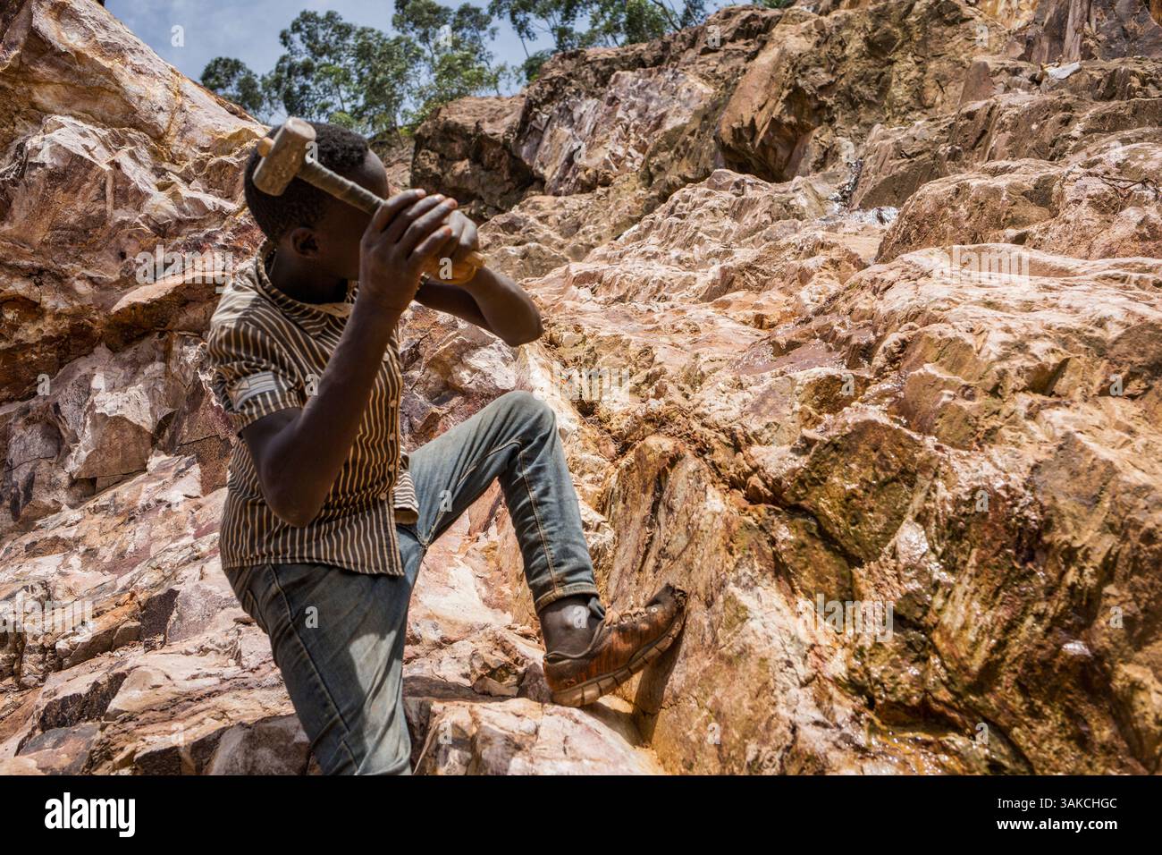 Stone breakers in Uganda, Africa Stock Photo - Alamy