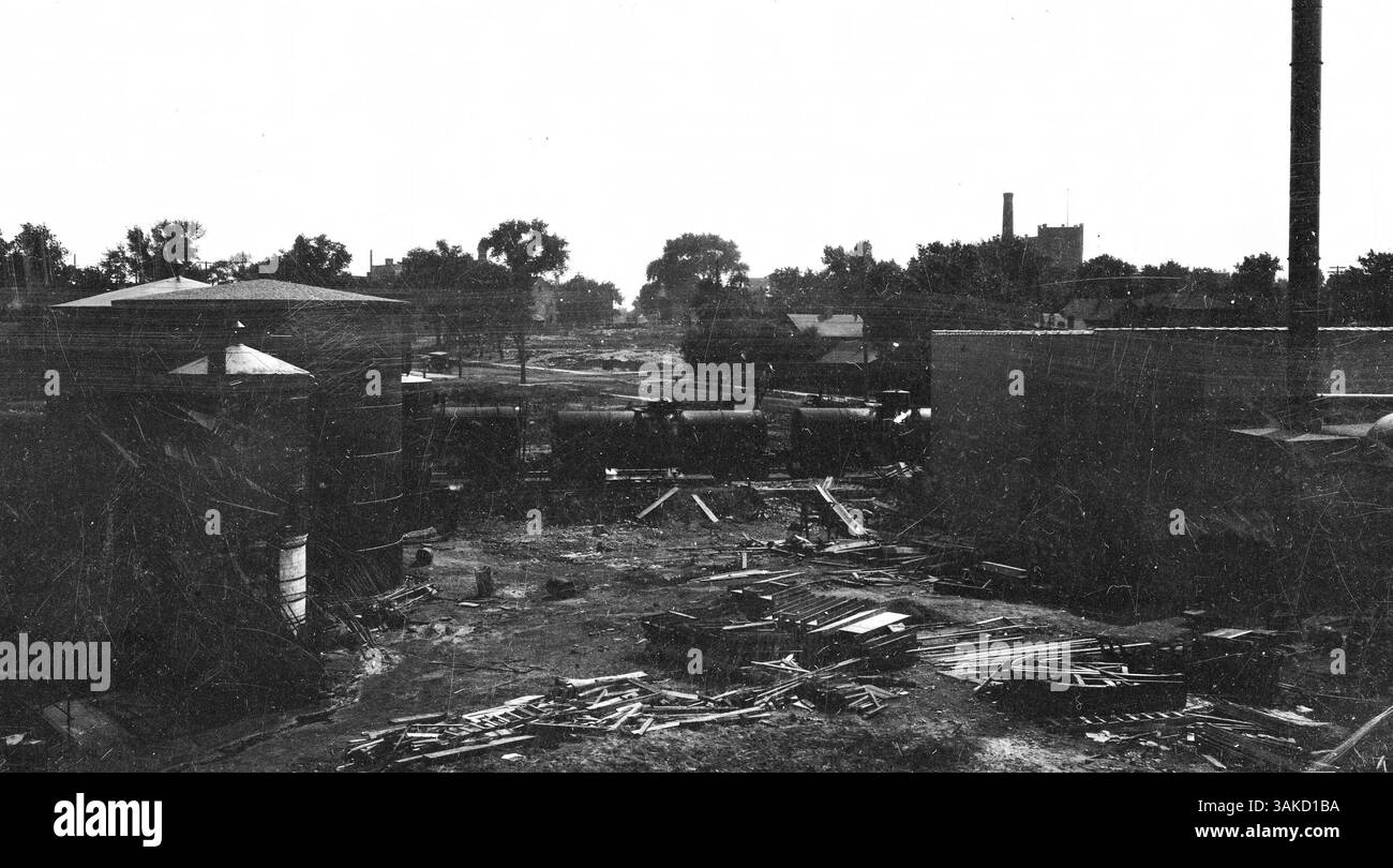 The 10th Avenue Bridge, originally known as the Cedar Avenue Bridge, is ...