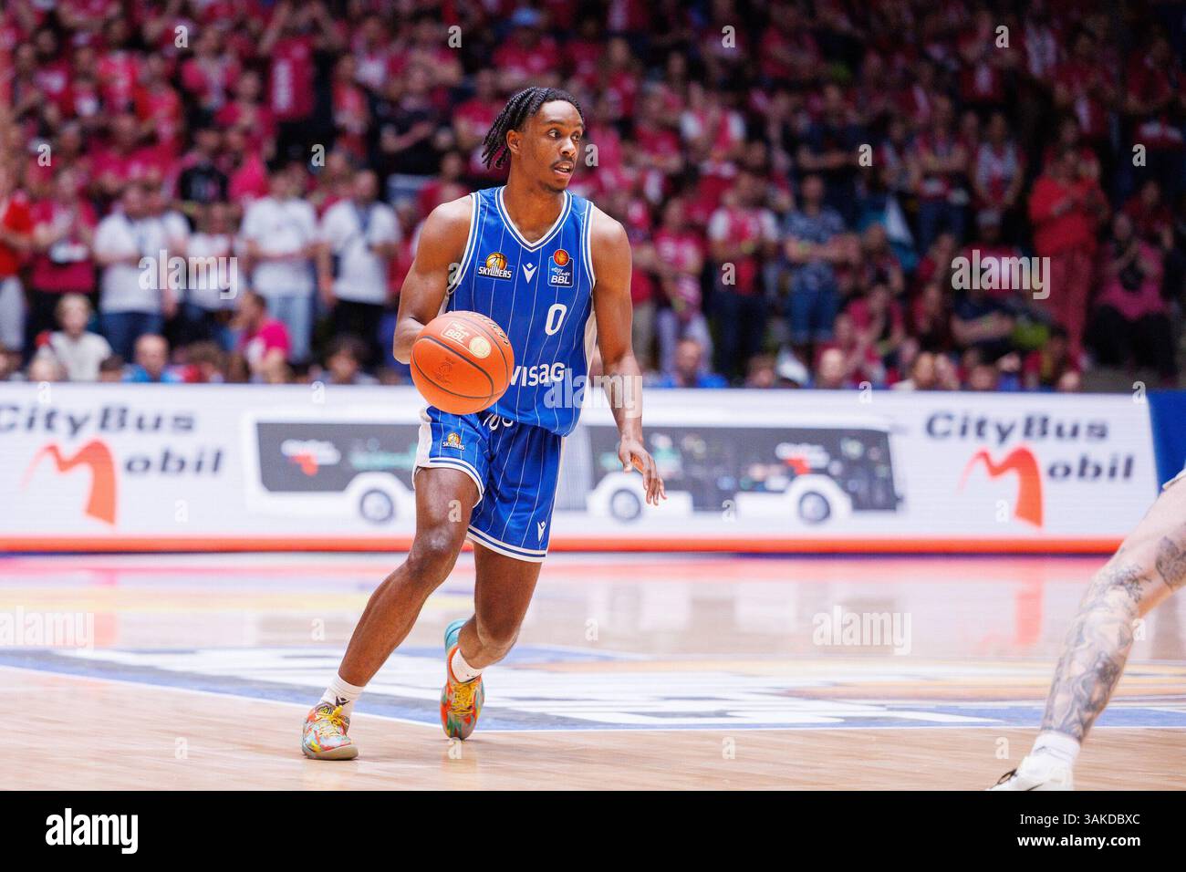 Frankfurt, Deutschland. 12th Apr, 2025. Malik Parsons (Frankfurt ...