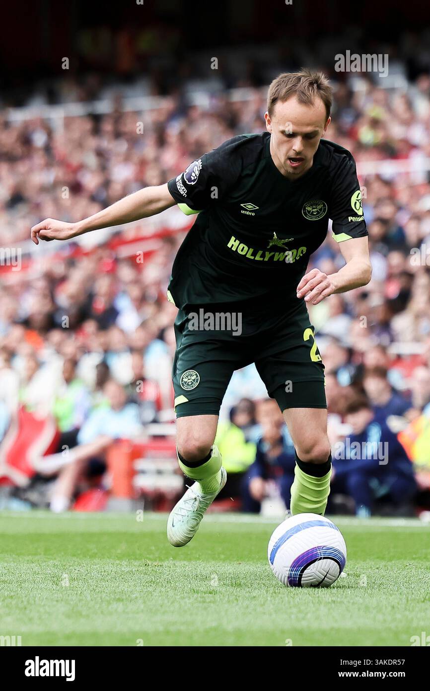 Emirates Stadium, London, UK. 12th Apr, 2025. Premier League Football ...