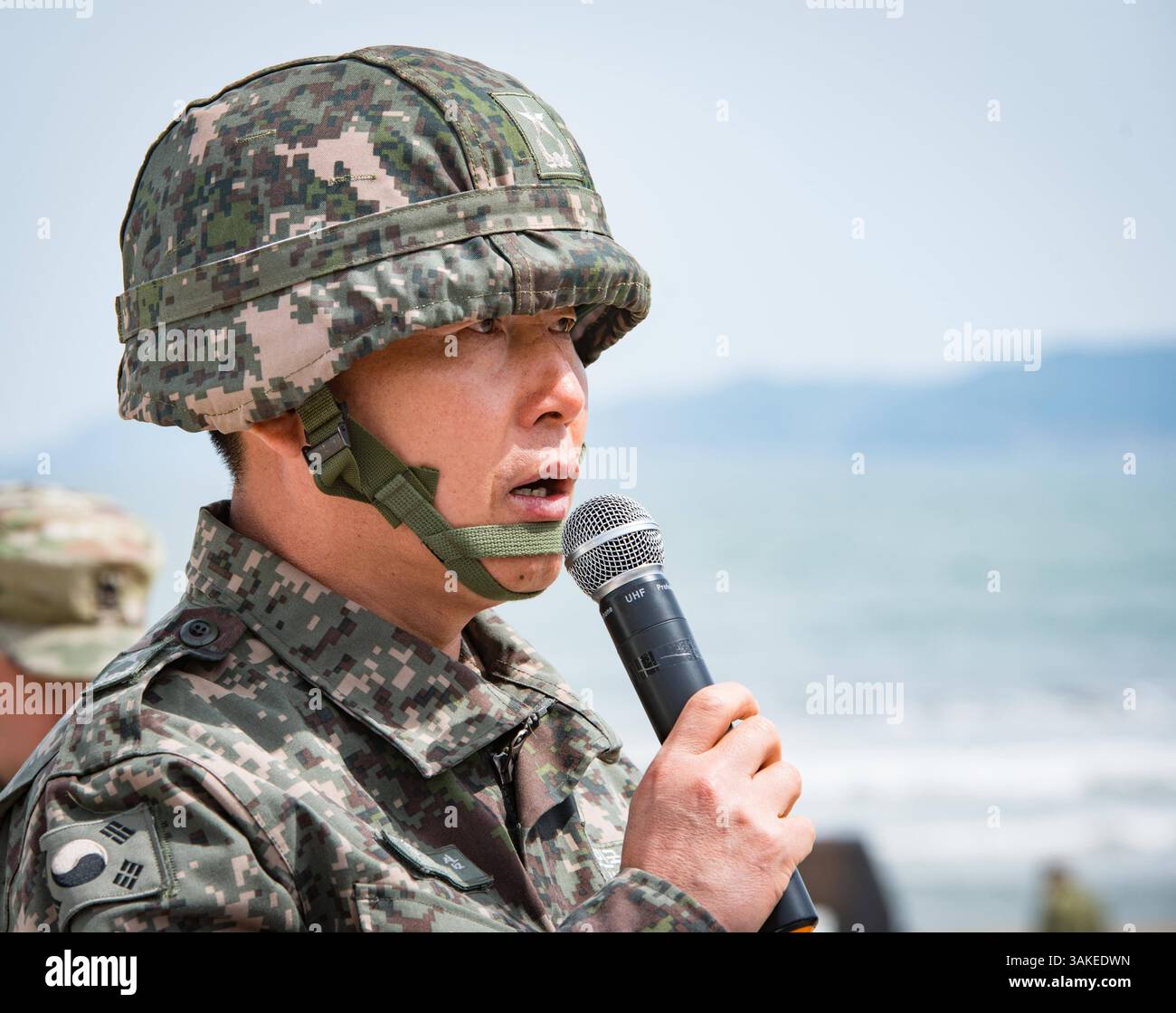 April 12, 2017 - Pohang, Republic of Korea - Korean Navy Commander Kim ...