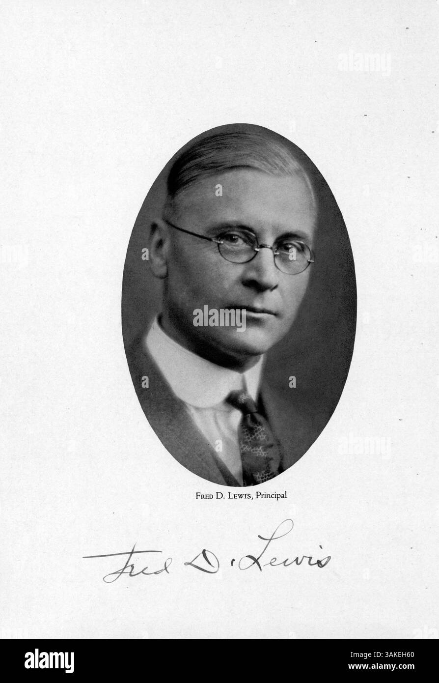 The 'Lincoln Life of Growth 1931' yearbook provides a detailed overview ...