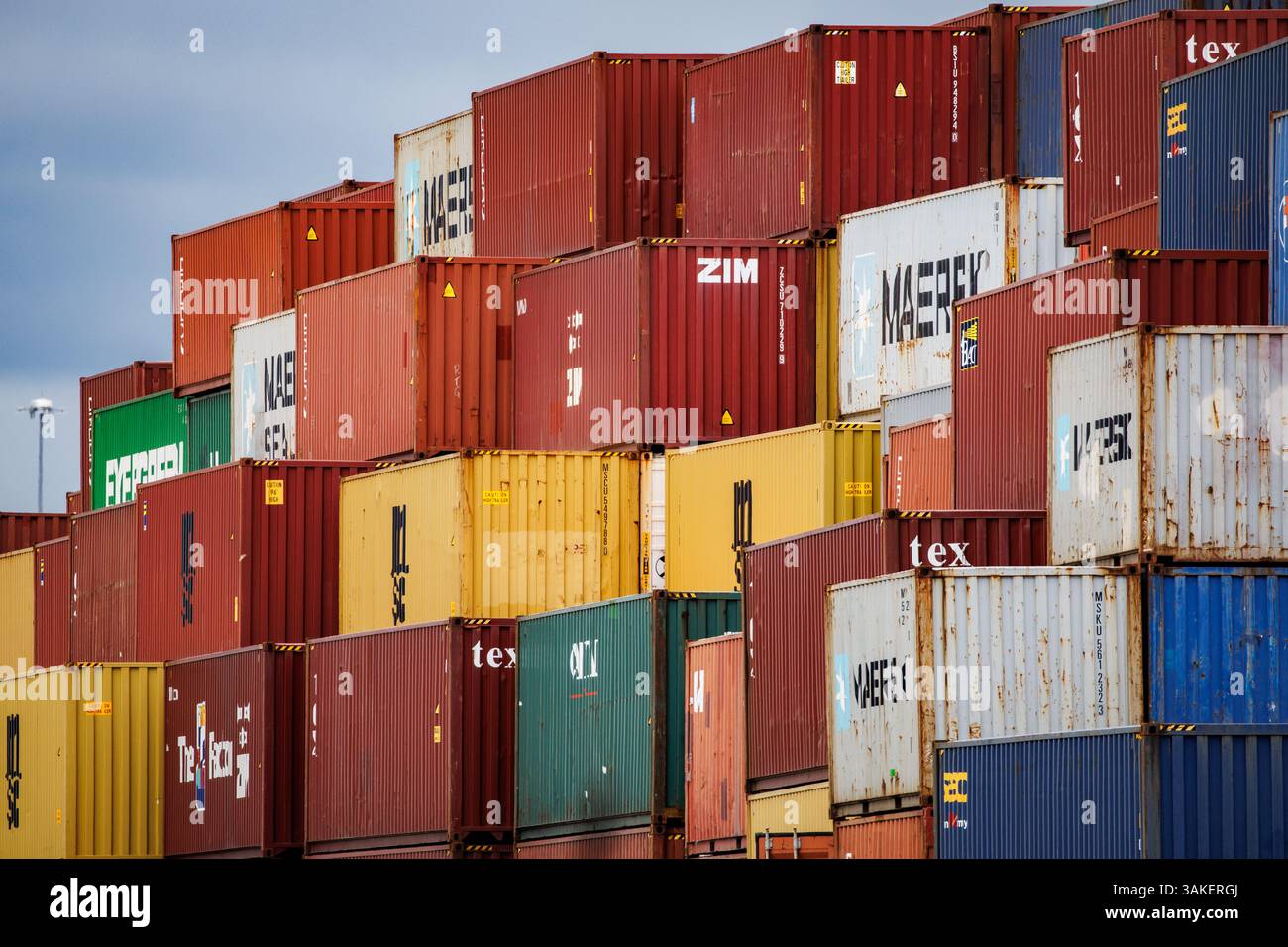 Baltimore, United States. 12th Apr, 2025. Shipping containers are seen ...
