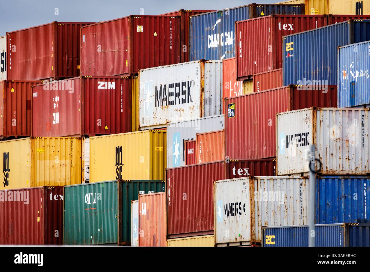 Baltimore, United States. 12th Apr, 2025. Shipping containers are seen ...