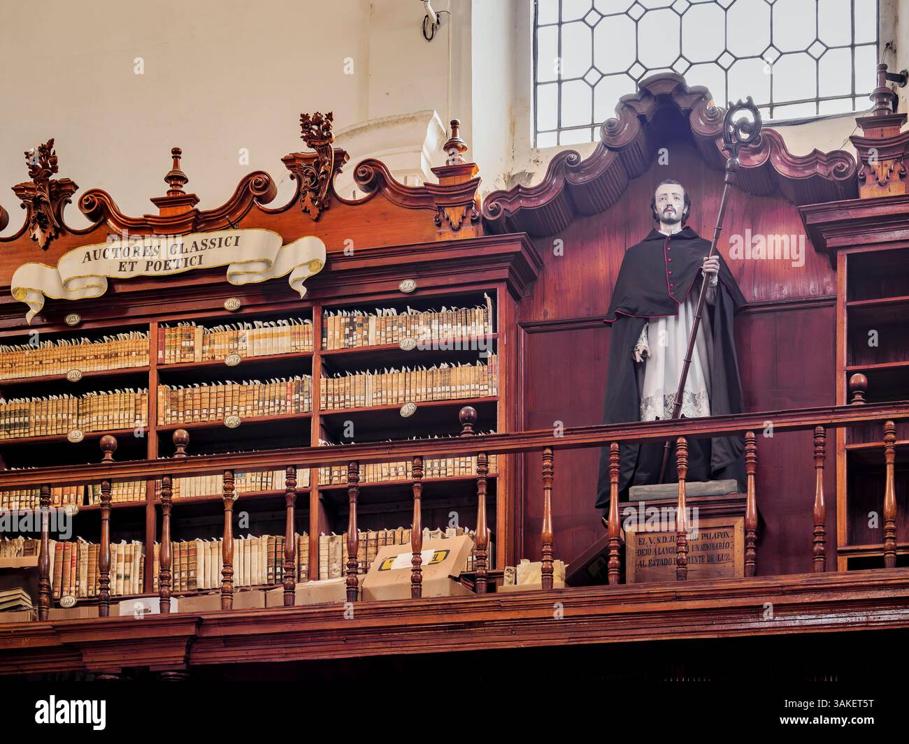 Biblioteca Palafoxiana, the oldest public library in the Americas ...