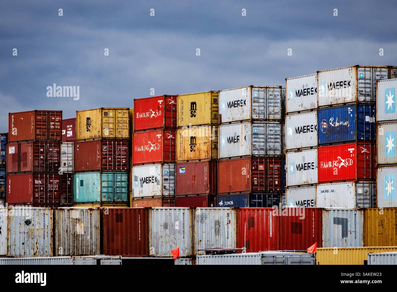Baltimore, United States. 12th Apr, 2025. Shipping containers are seen ...