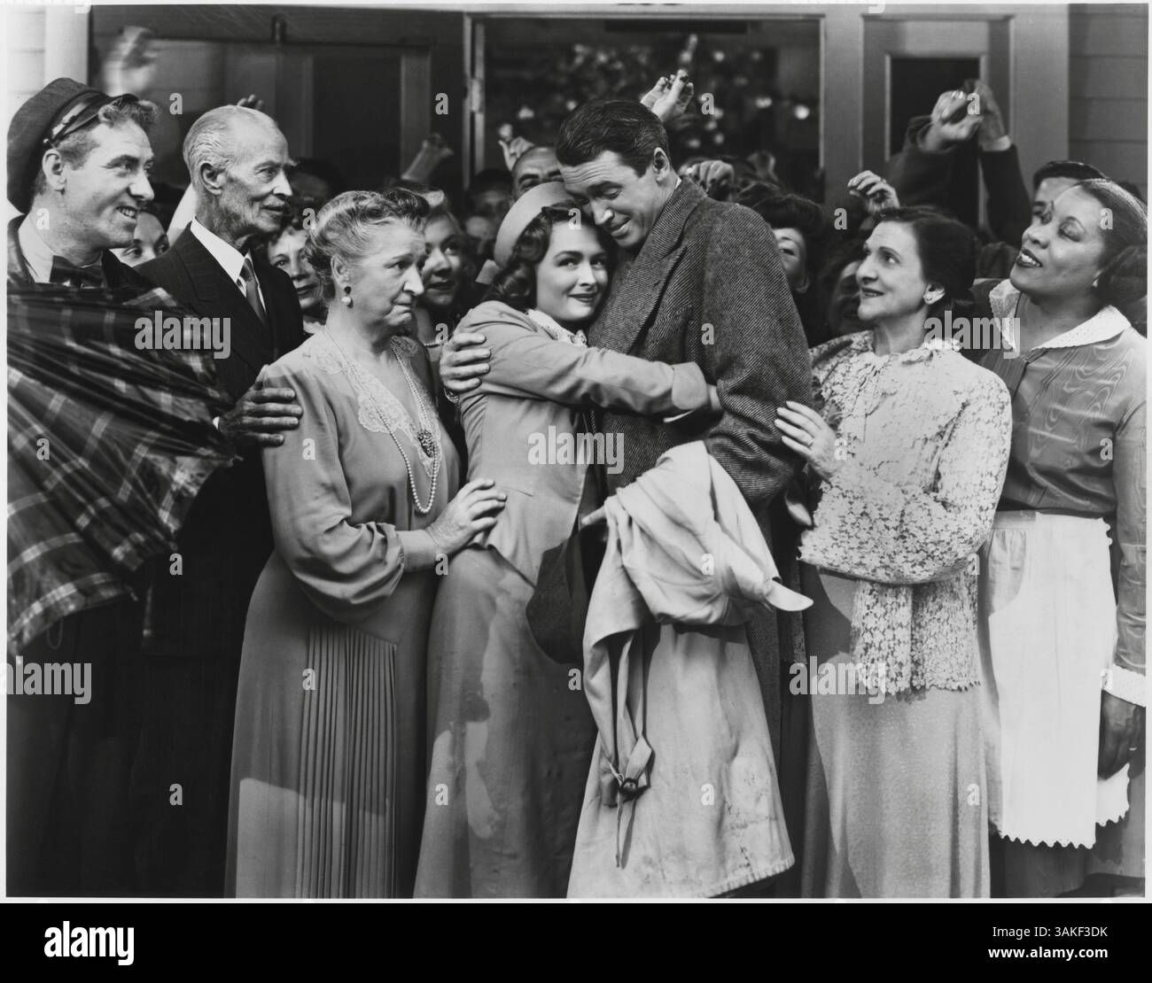 April 16, 2017 - Frank Faylen, H. B. Warner, Beulah Bondi, Donna Reed ...