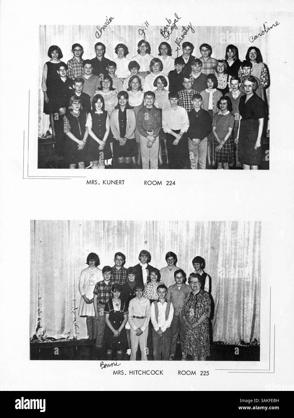 1960s high school classroom photo hi-res stock photography and images ...