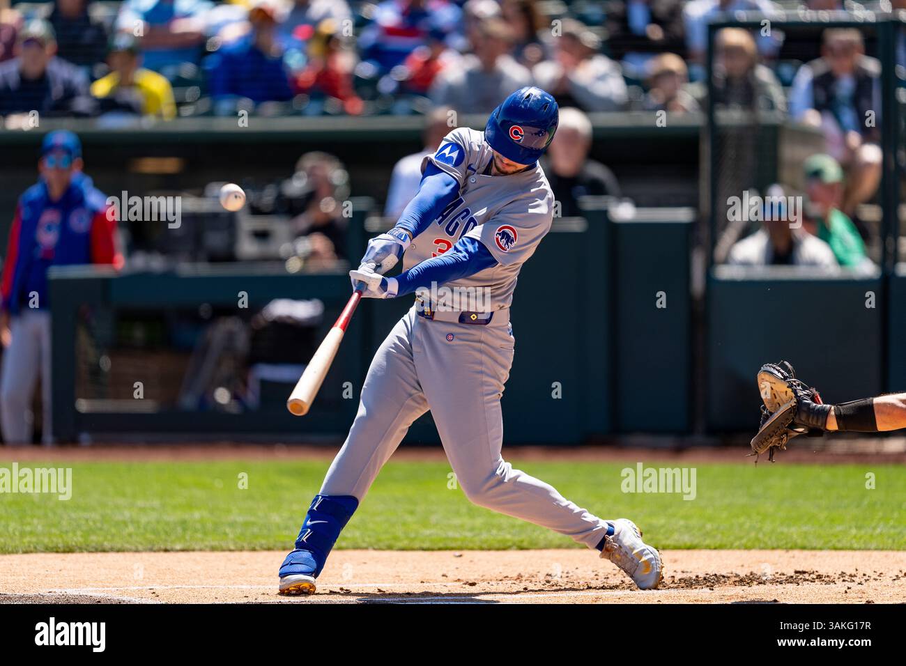 Chicago Cubs right fielder Kyle Tucker (30) fouls off a pitch during an ...