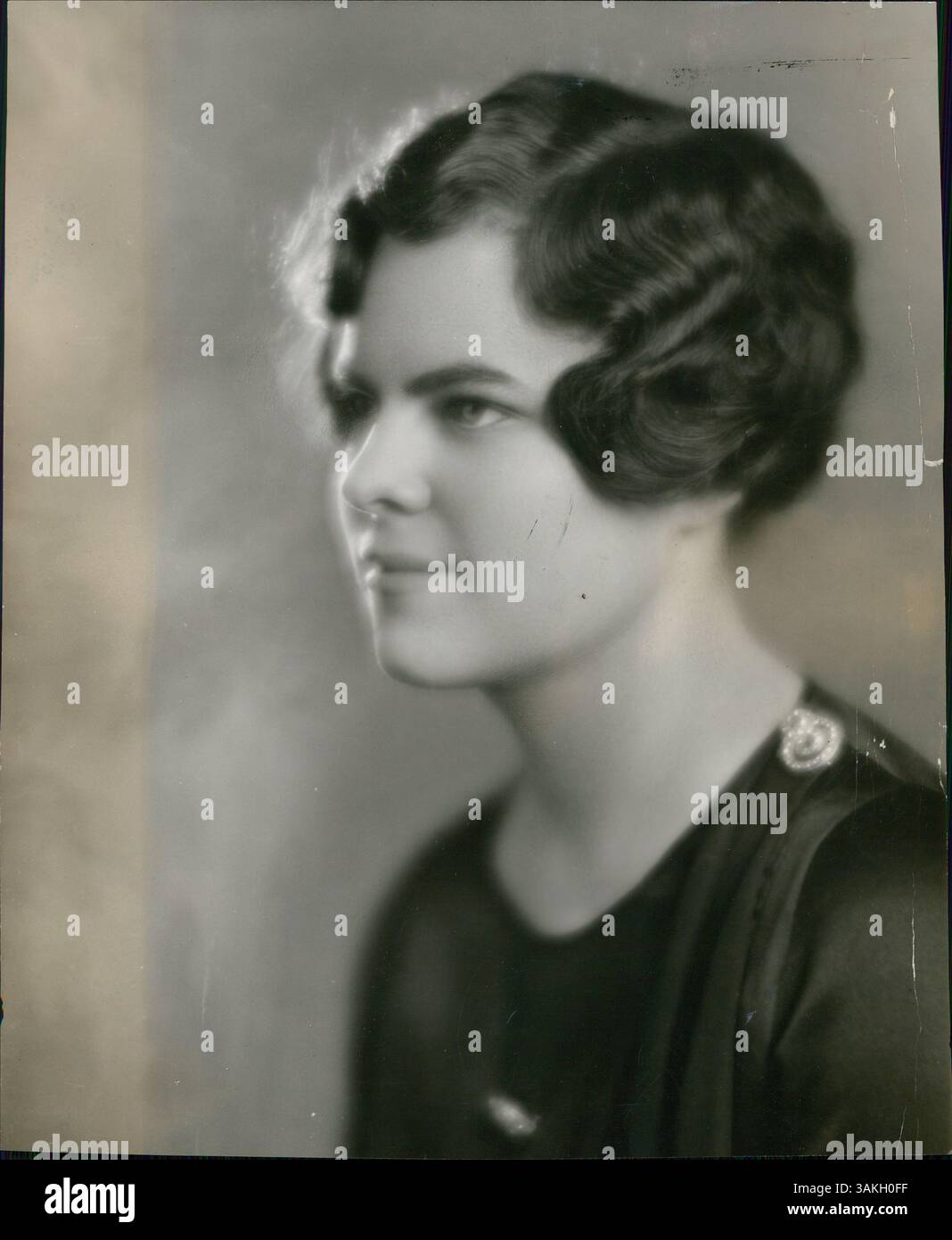 Ann Wilder Jewett, daughter of Frank G. Jewett of Minneapolis and a ...