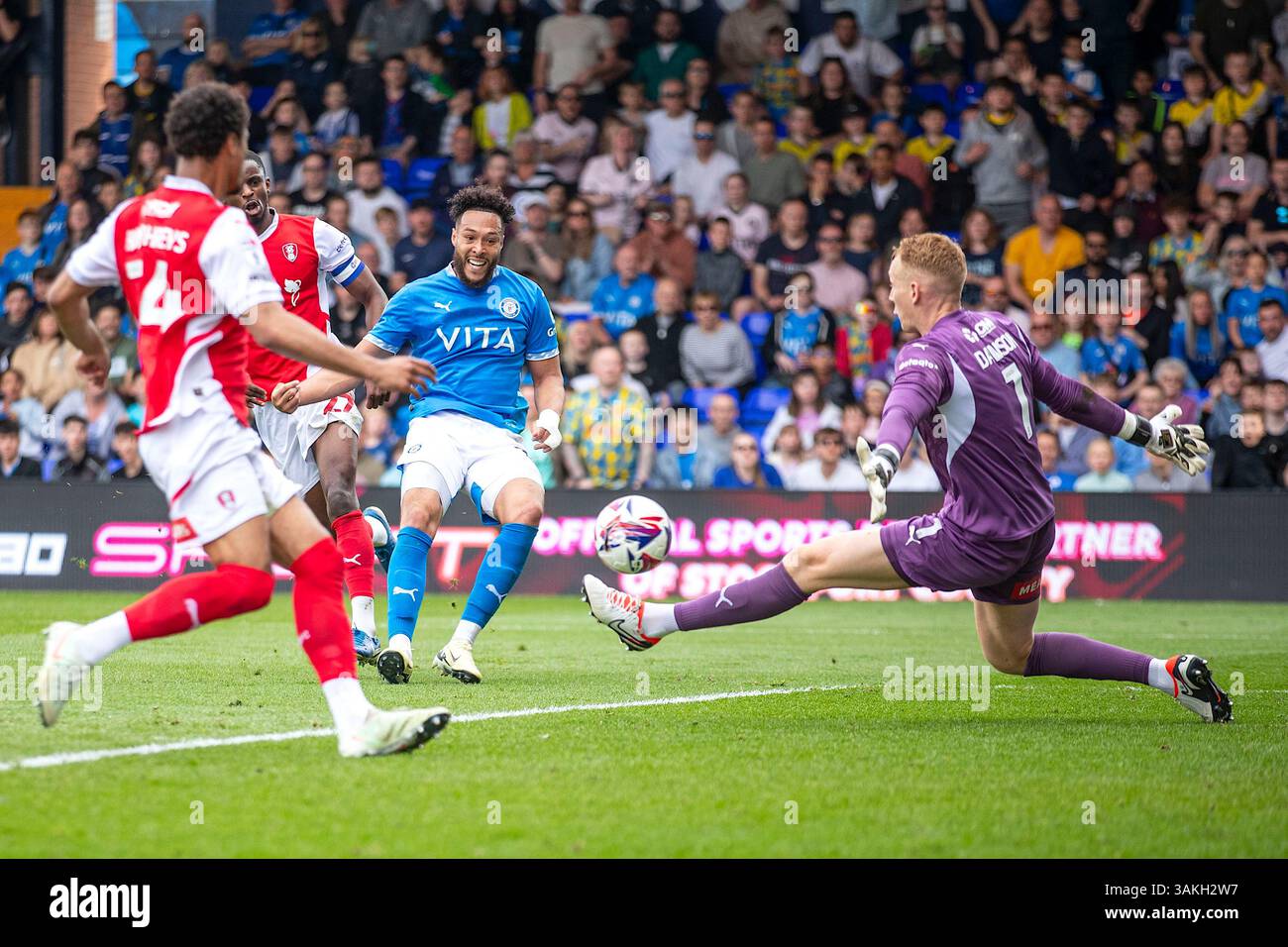 Goal 3-1 Kyle Wootton #19 of Stockport County F.C.scores a goal during ...