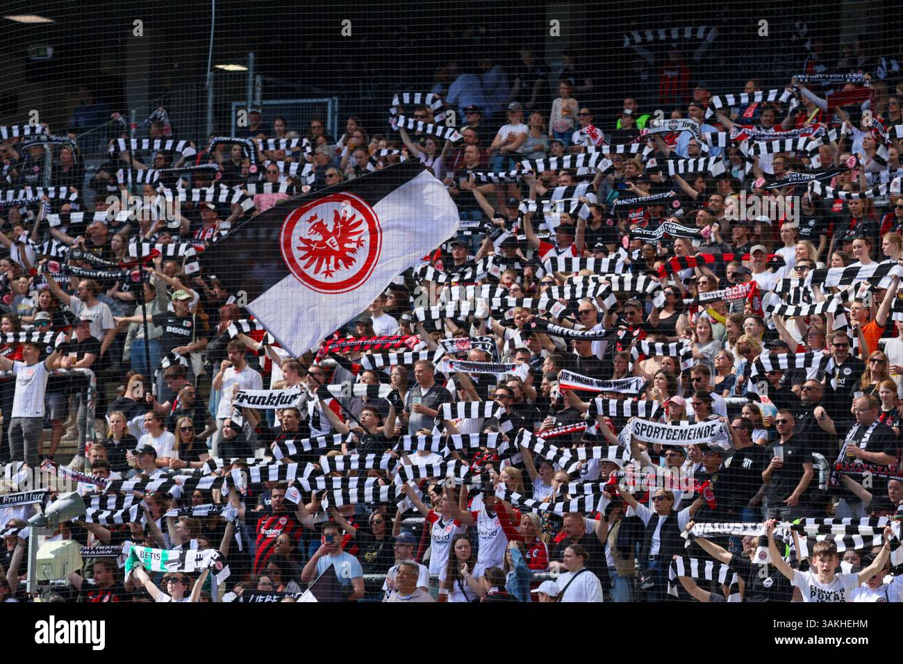 Frankfurt, Deutschland. 12th Apr, 2025. Frankfurt, Deutschland 12 ...