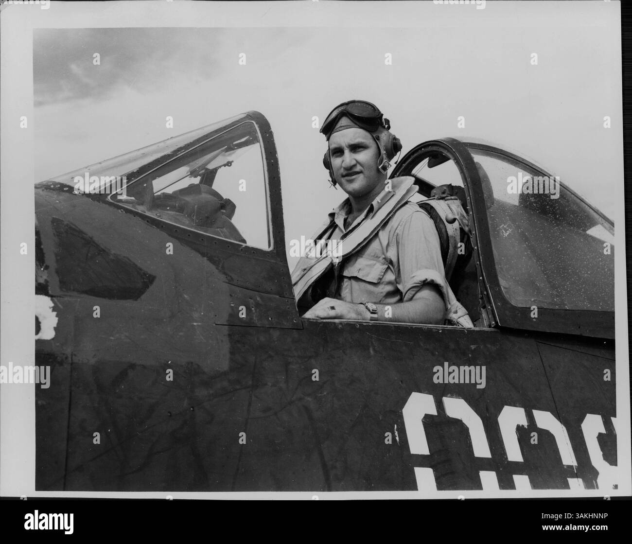 Second Lieutenant Richard E. Eacobacci, a member of the 'Flying Hel ...