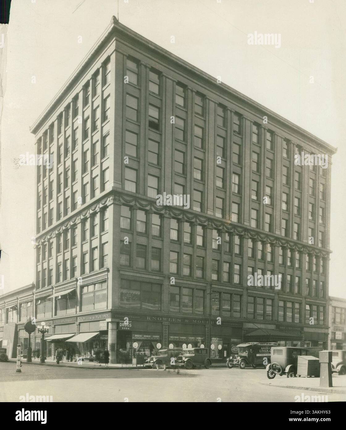 The Physicians and Surgeons Building in Hennepin County is depicted ...