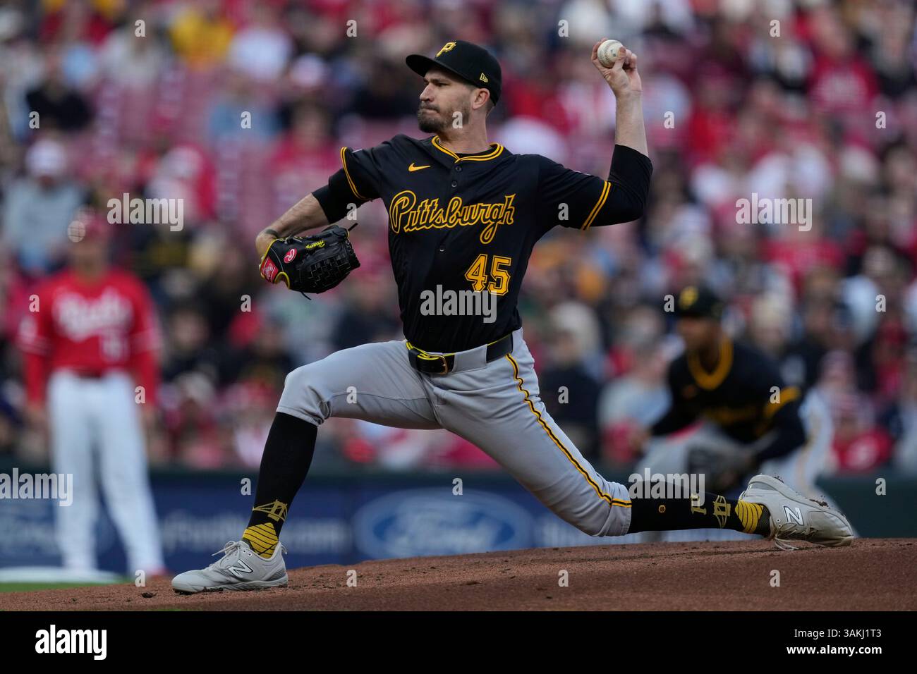 Pittsburgh Pirates pitcher Andrew Heaney throws in the first inning of ...