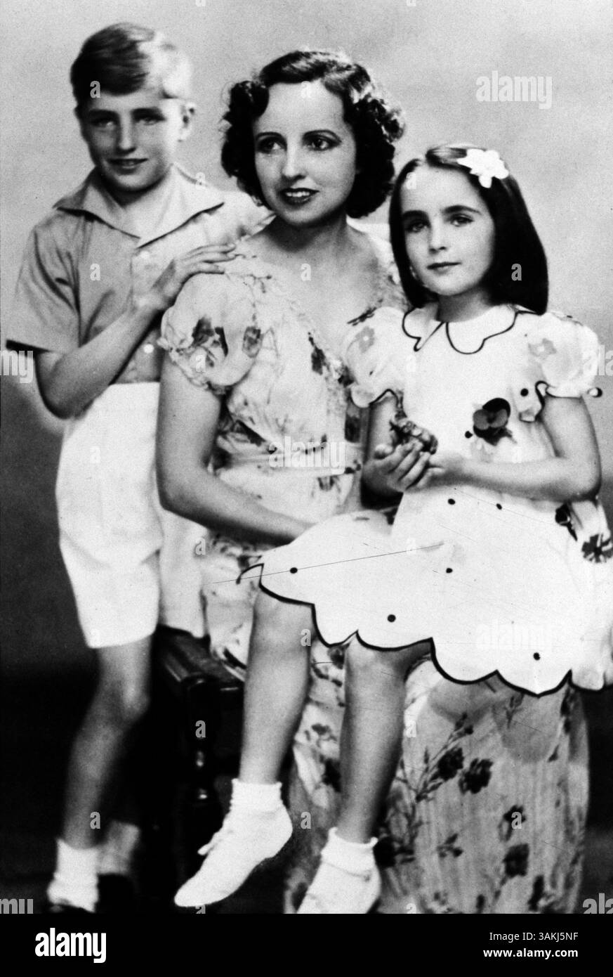 15 june 1937 Black and White Stock Photos & Images - Alamy