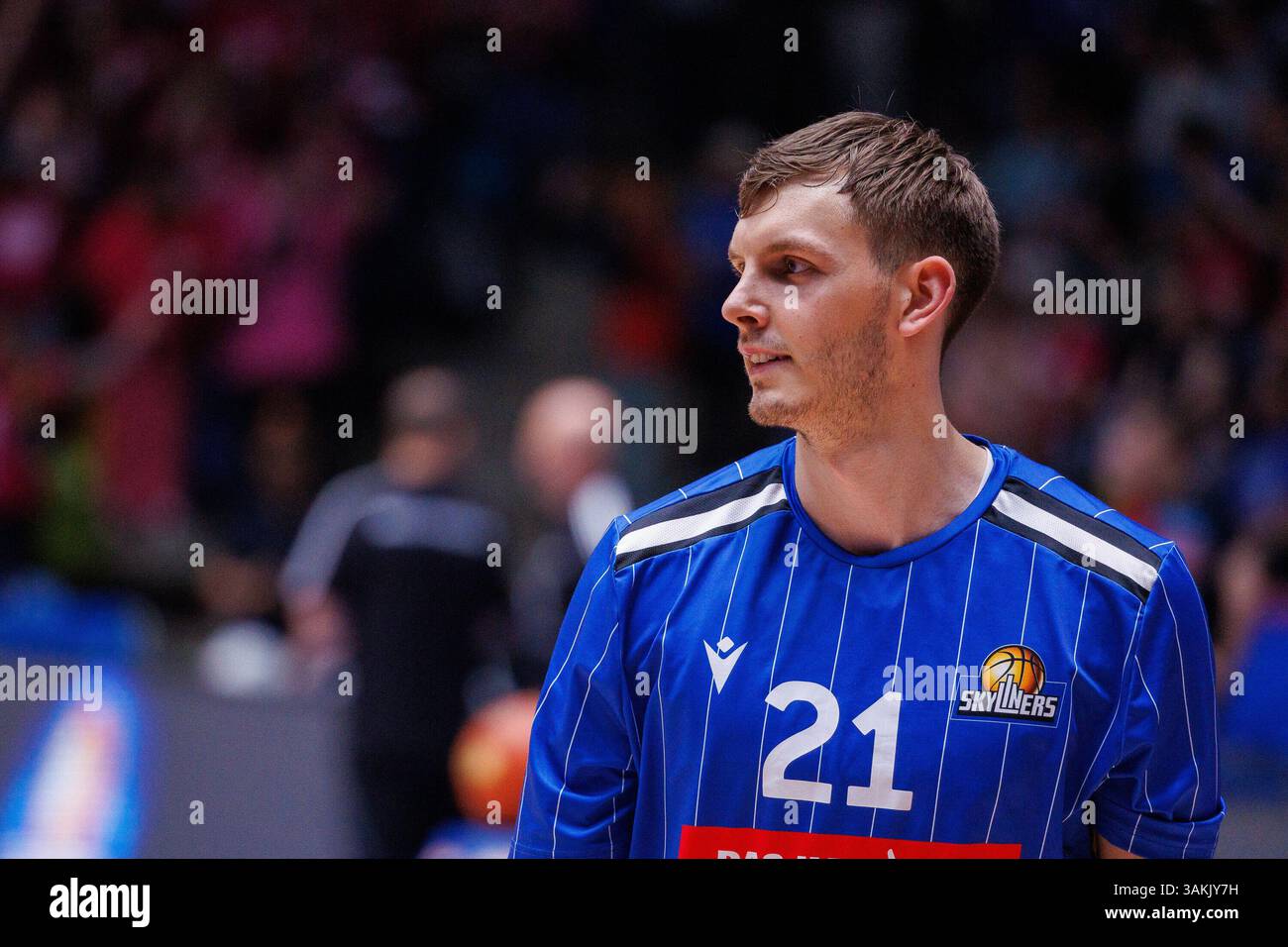 Frankfurt, Deutschland. 12th Apr, 2025. Lorenz Brenneke (Frankfurt ...