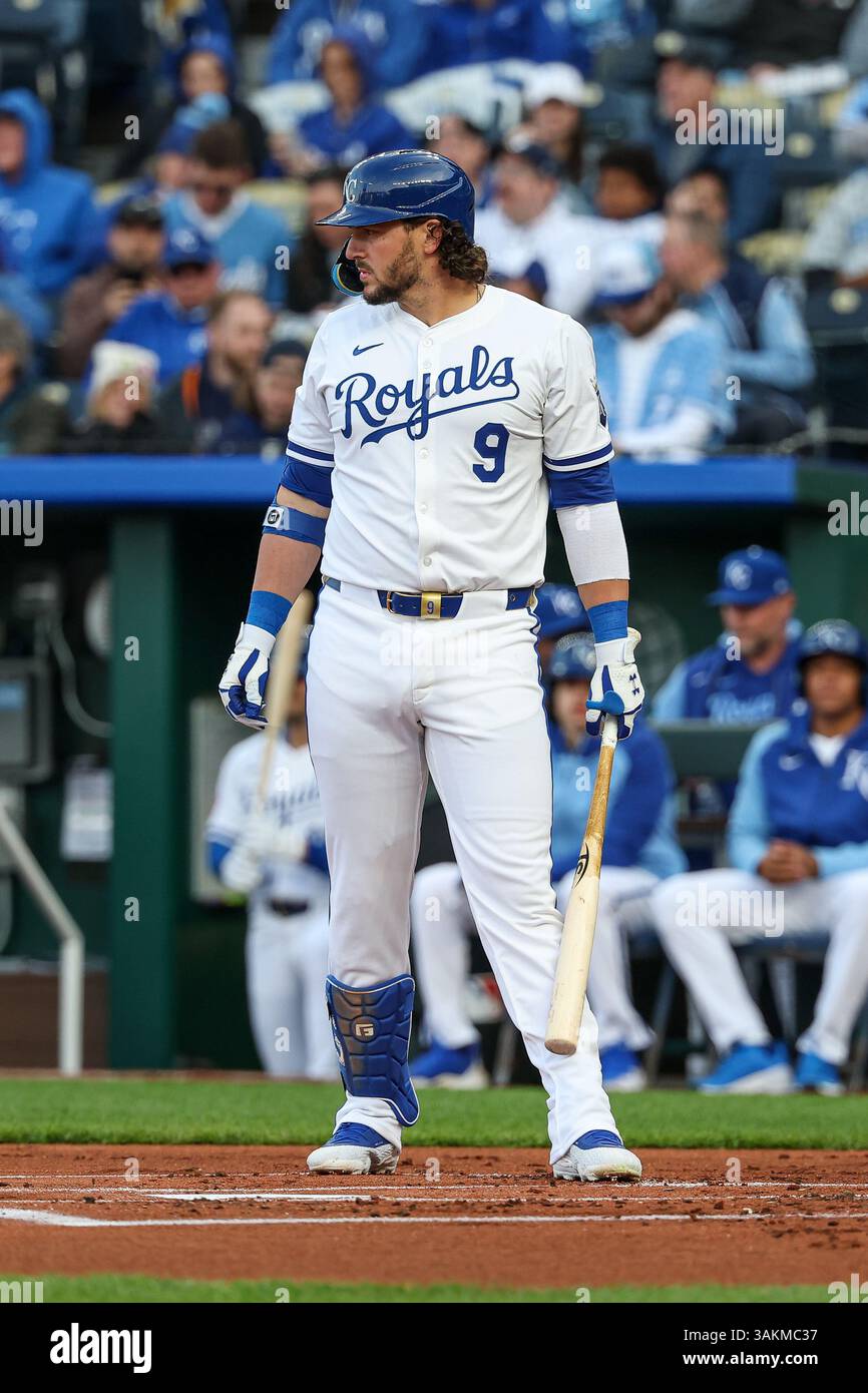 April 8, 2025: Kansas City Royals first baseman Vinnie Pasquantino (9 ...