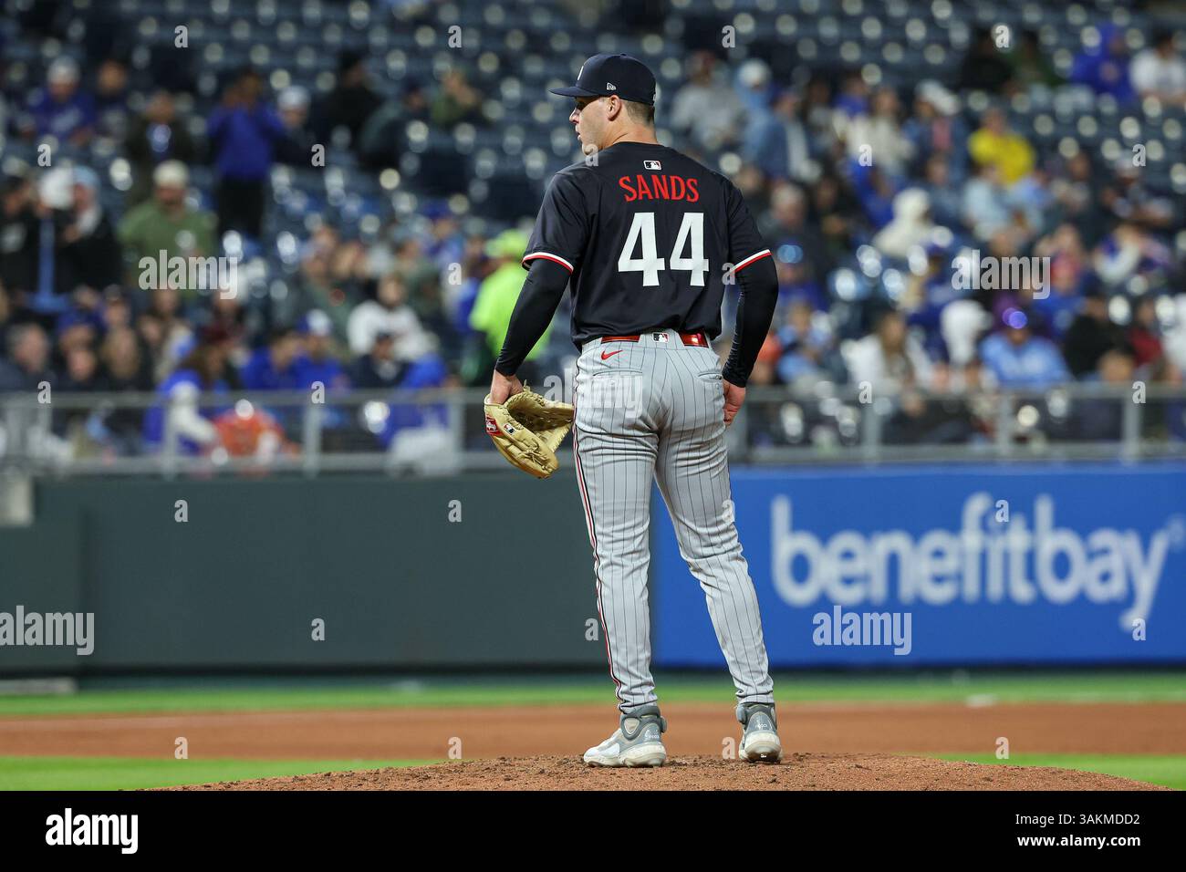 Kansas City, MO, USA. 8th Apr, 2025. Minnesota Twins relief pitcher ...