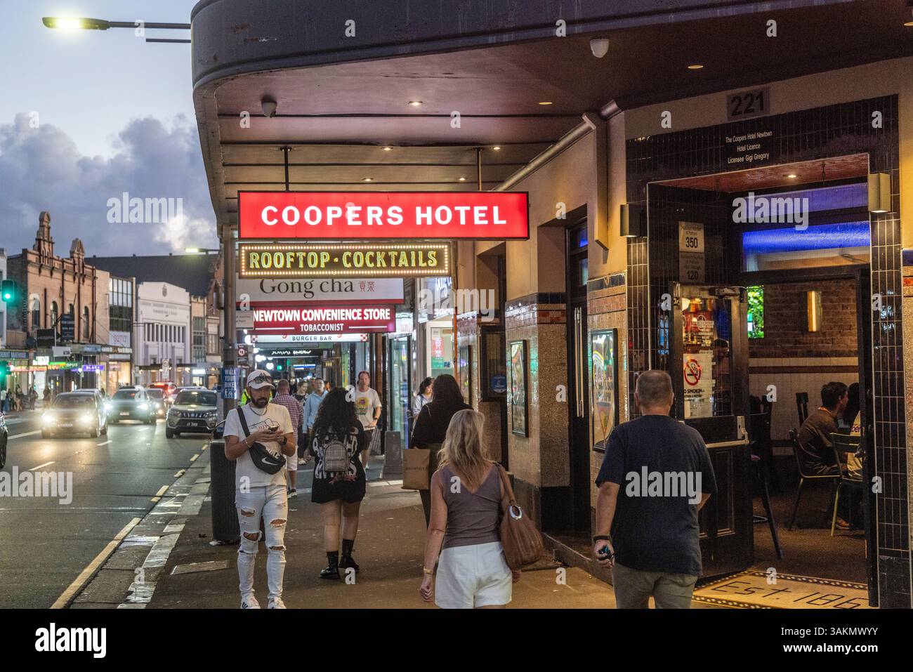 Newtown Sydney, Coopers Hotel pub and bar on King street offers rooftop ...