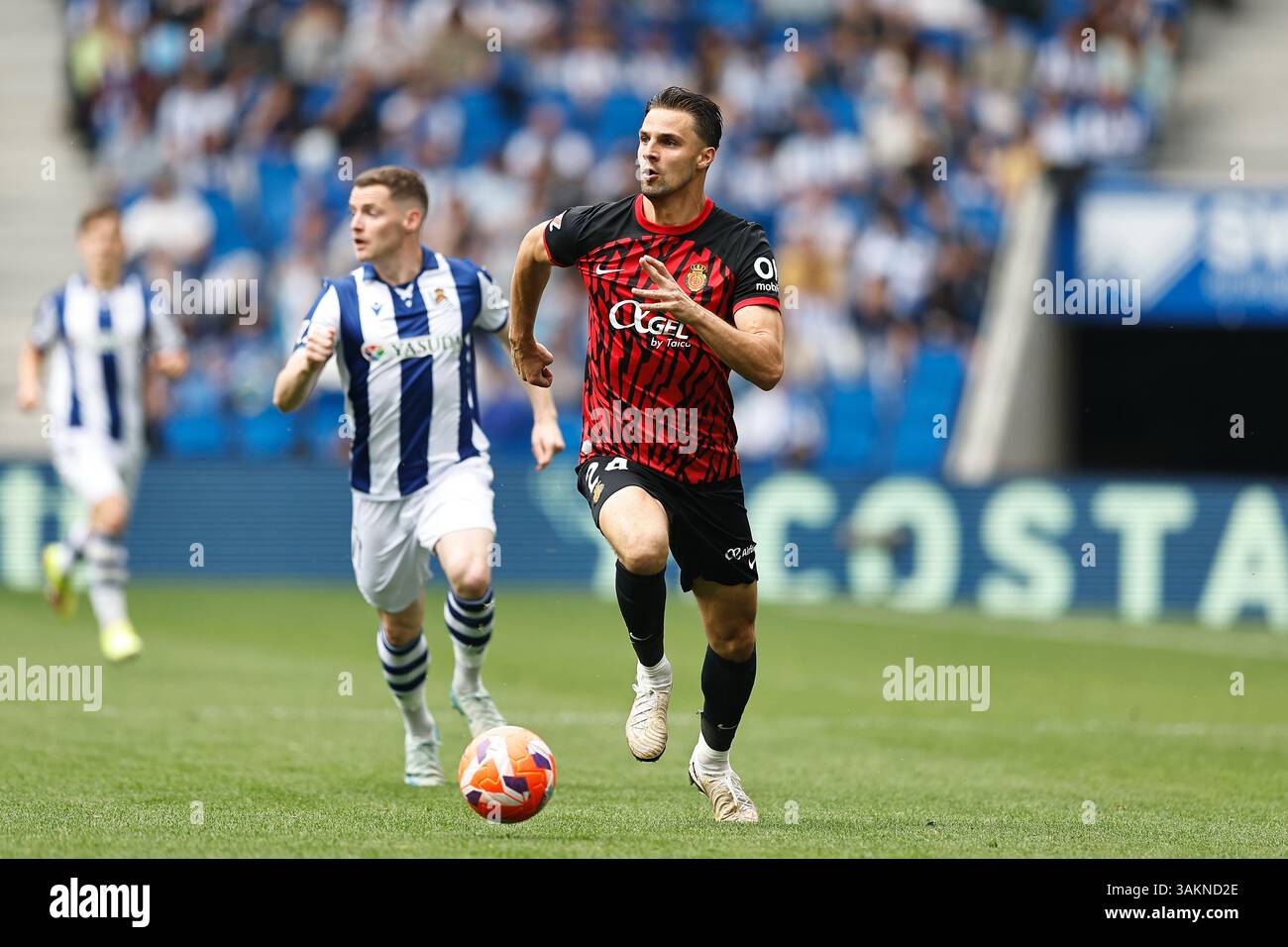 San Sebastian, Spain. 12th Apr, 2025. Martin Valjent (Mallorca ...