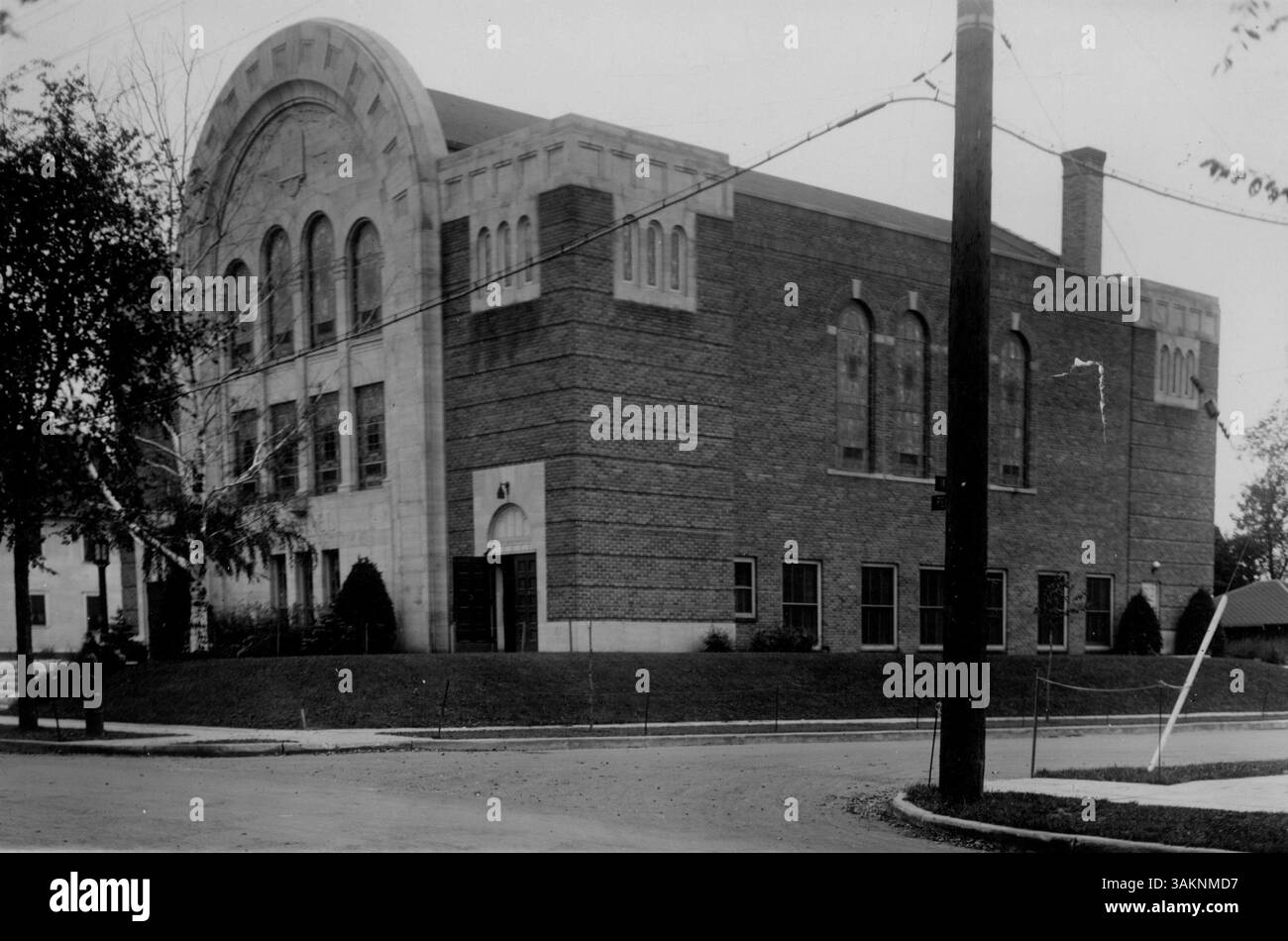 Photograph of Beth El Synagogue located in Minneapolis, as captured by ...