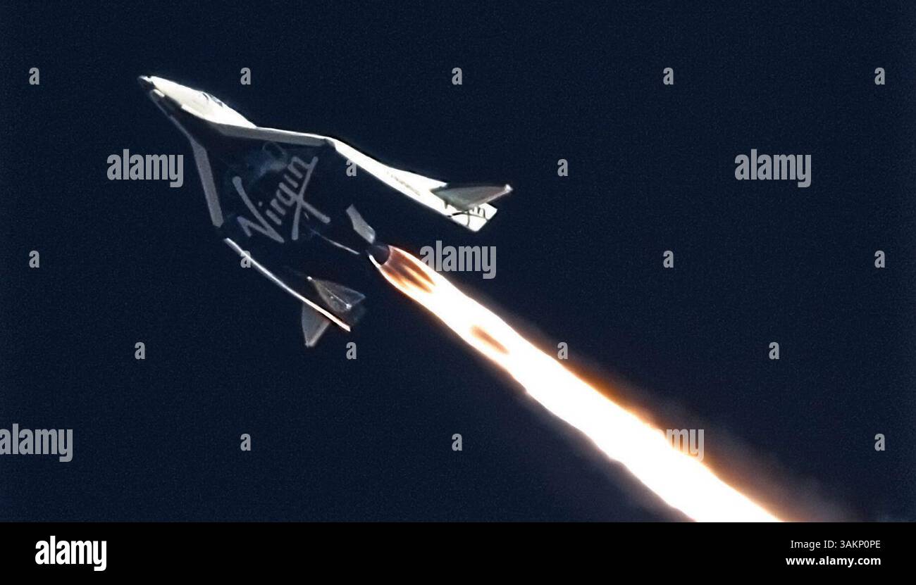 Passenger flight mars hi-res stock photography and images - Alamy