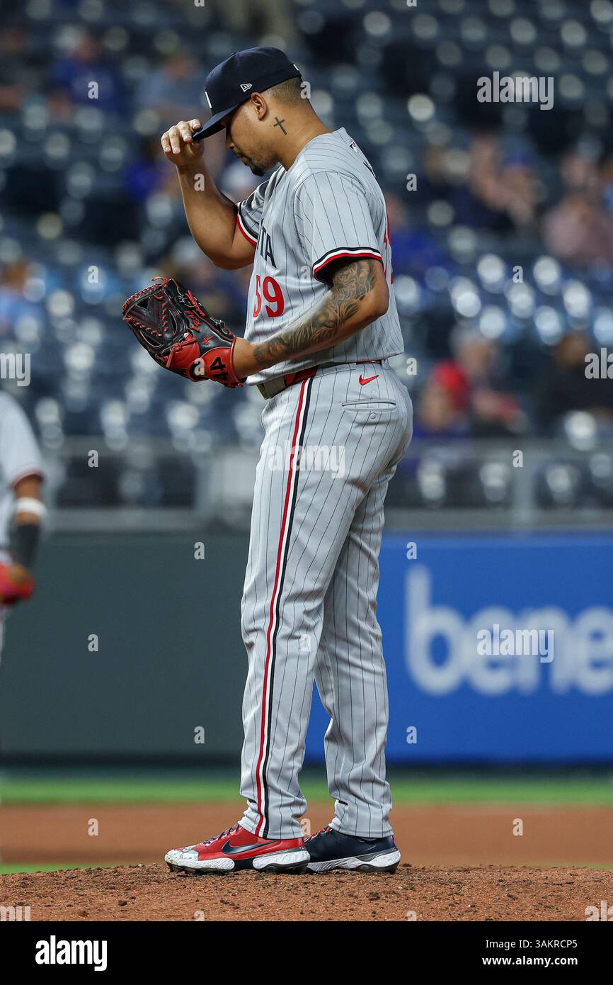 April 9, 2025: Minnesota Twins relief pitcher Jhoan Duran (59) pitches ...