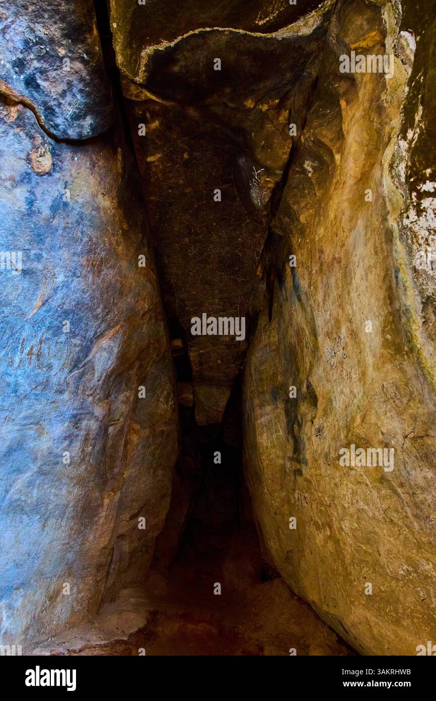 Exploring Lost Creek Canyon Cave Interior with Eye-Level Perspective ...