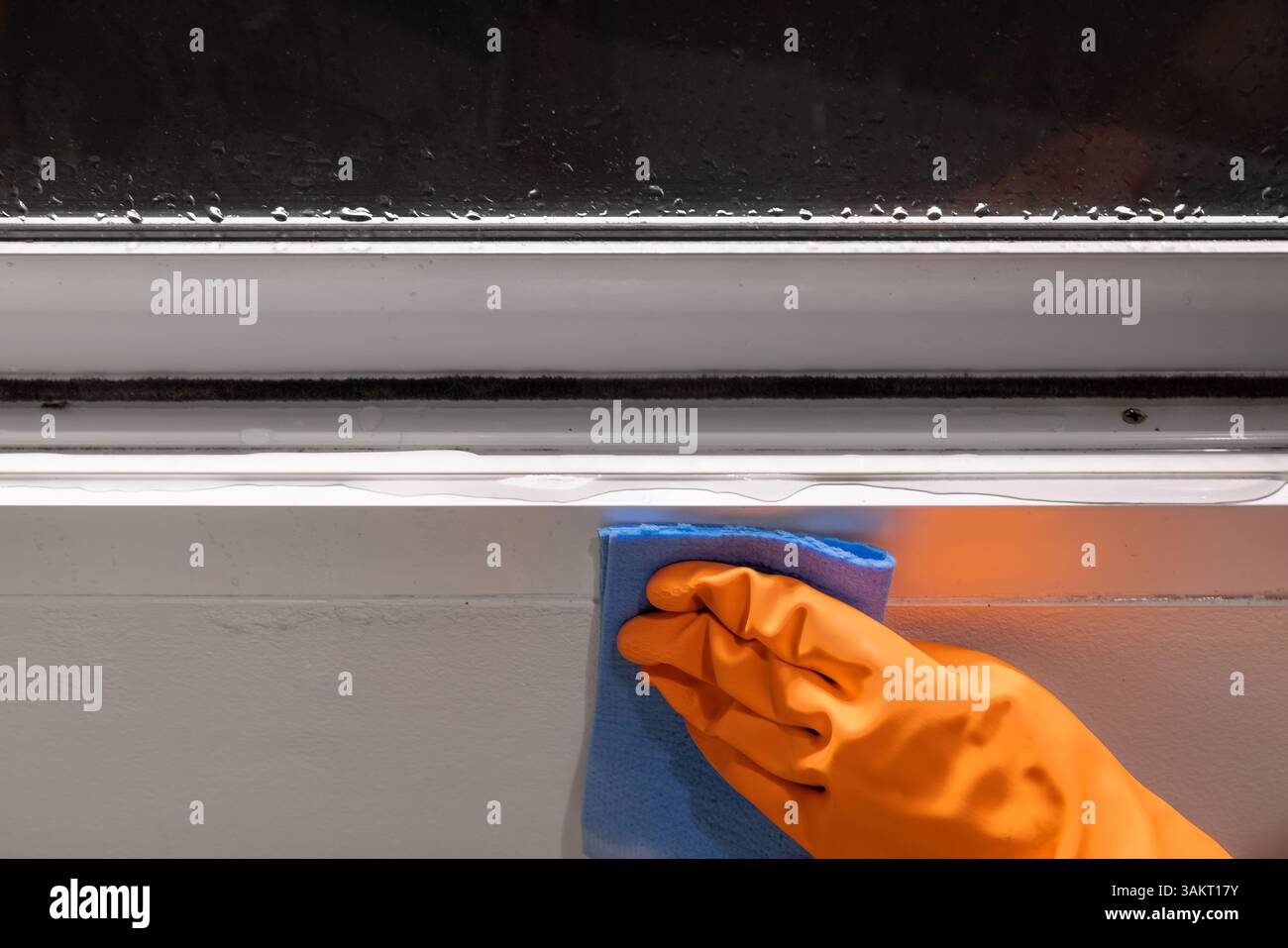 Leaking Windows During Heavy Rain Stock Photo - Alamy