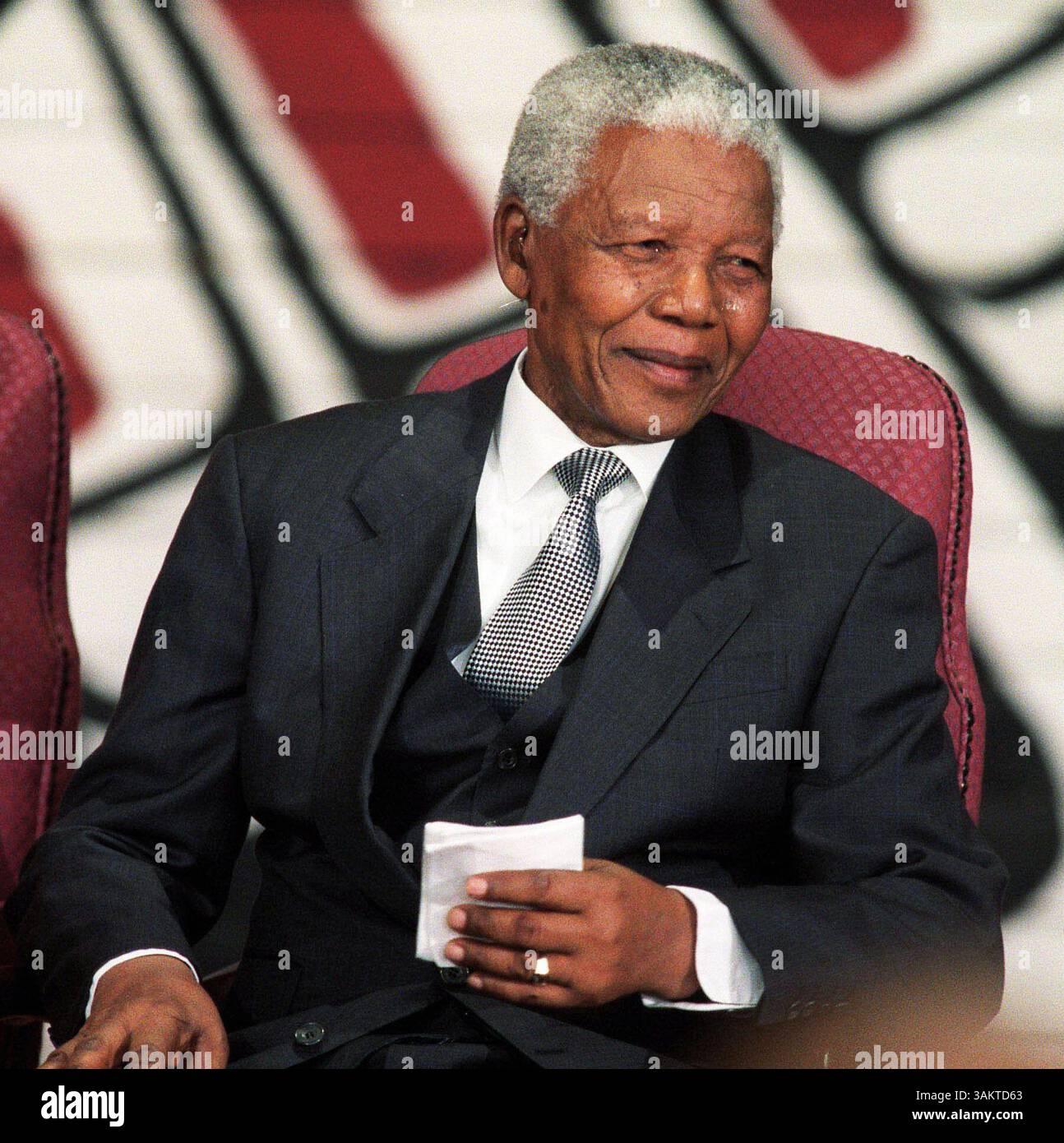 NELSON ROLIHLAHLA MANDELA (July 18, 1918 - December 5, 2013), 95, world ...