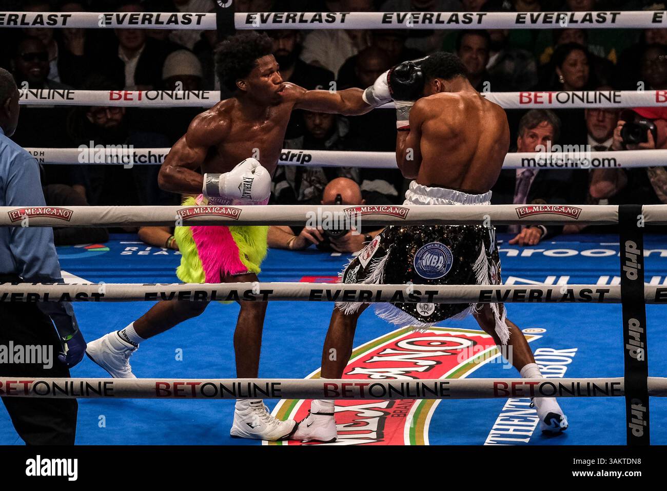 Atlantic City, New Jersey, USA. 12th Apr, 2025. Action between super ...