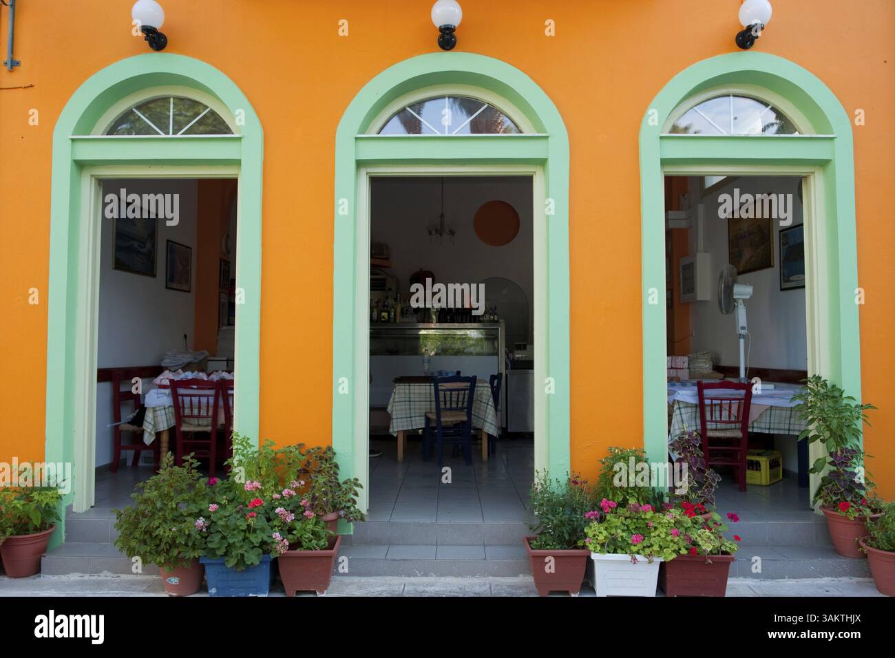 Greek tavern at the Peloponnese in village Koroni Stock Photo - Alamy