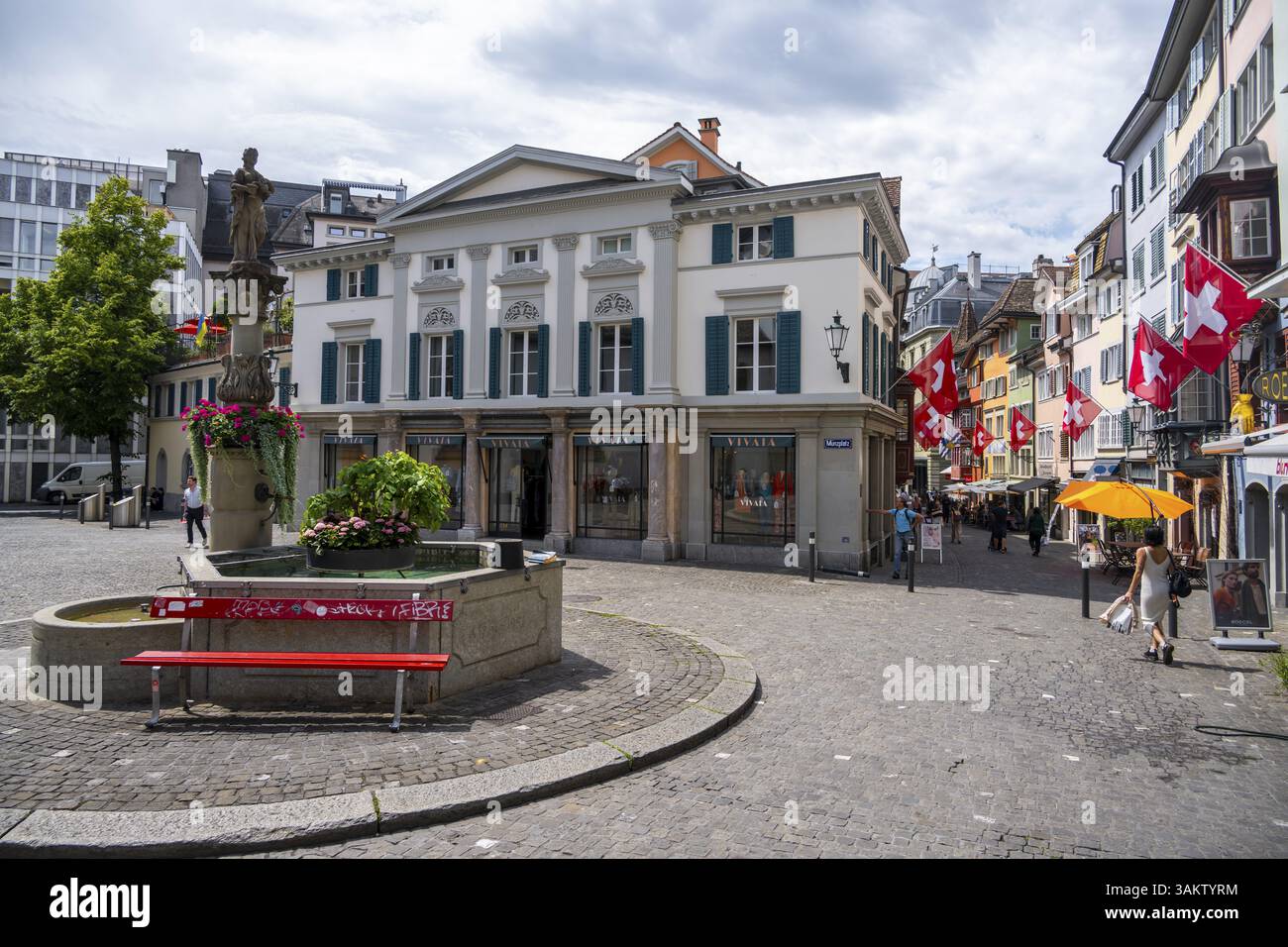 Historic swiss towns hi-res stock photography and images - Alamy