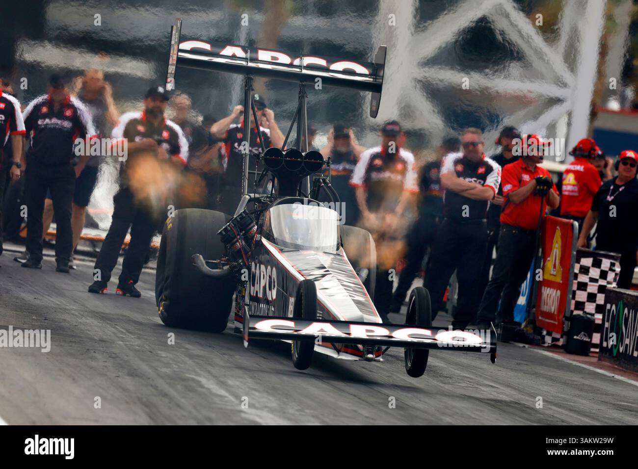 LAS VEGAS, NV - APRIL 12: Steve Torrence (7 TF) Capco Racing/Torrence ...