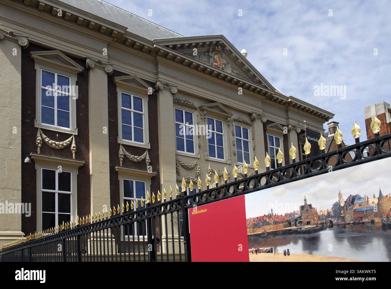 Mauritshuis Museum in neoclassical style, picture gallery in The Hague ...