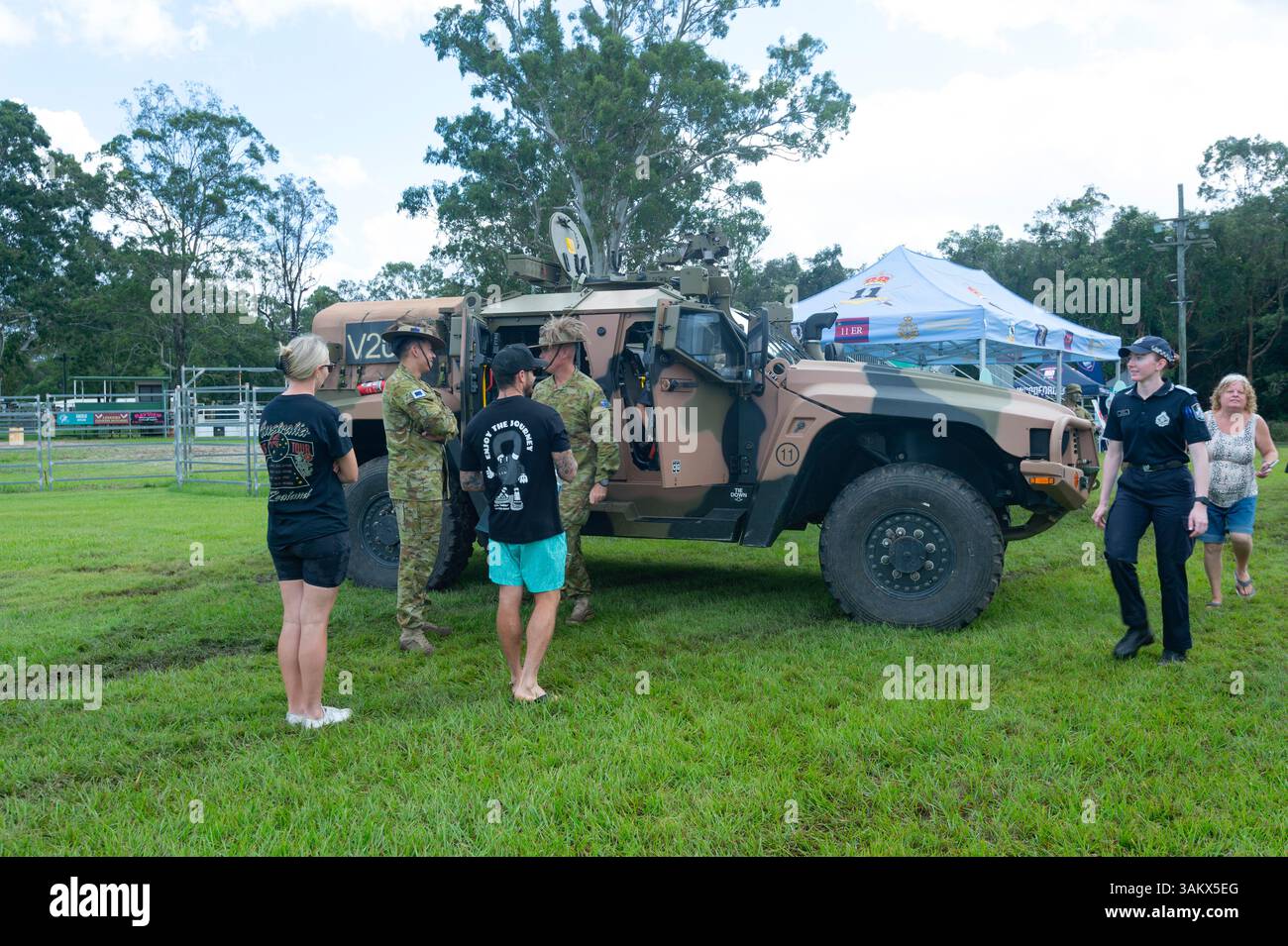Hawkei vehicle hi-res stock photography and images - Alamy