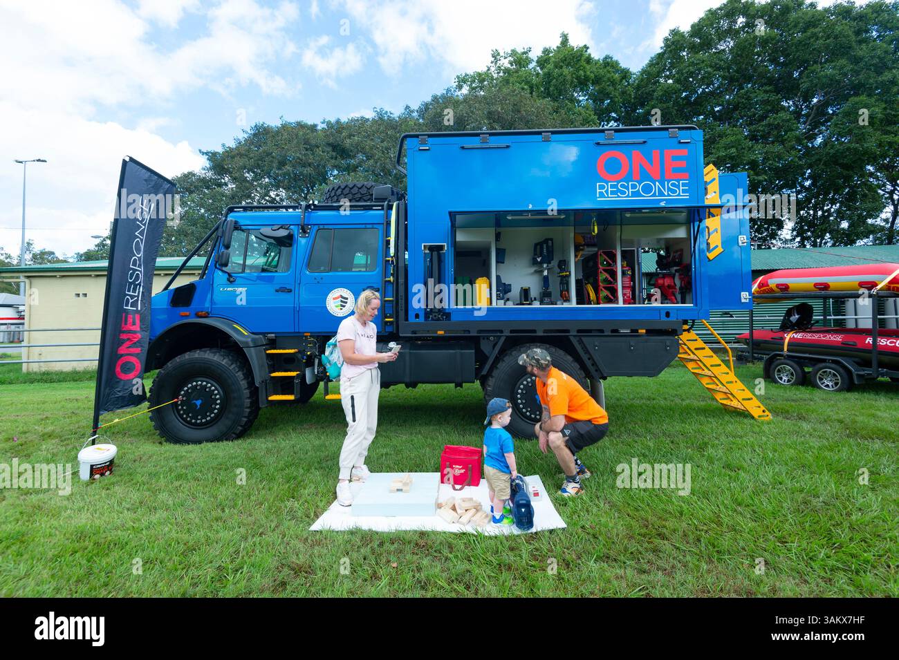 Off-road emergency response Unimog truck belonging to One Response at ...