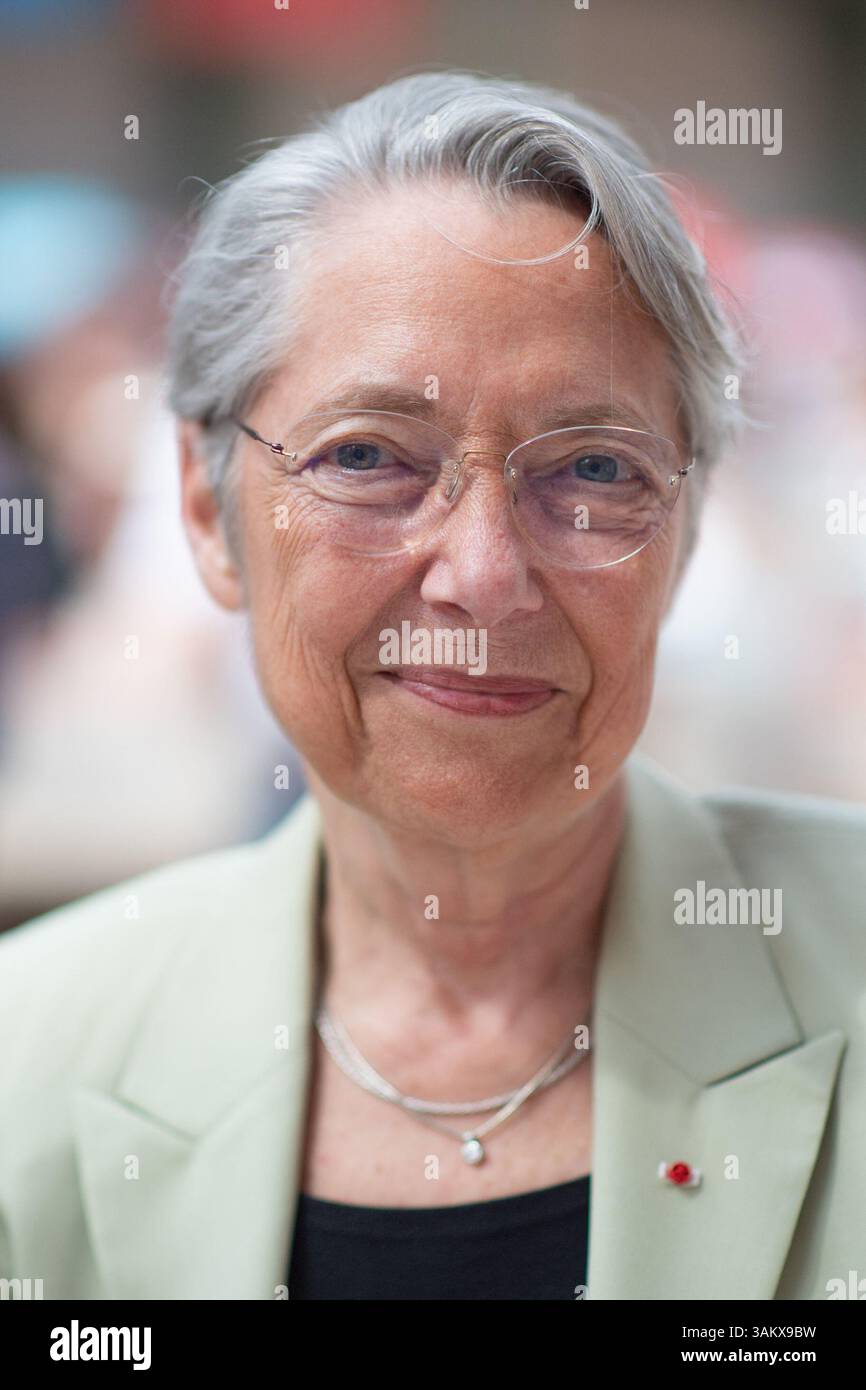 Paris, France. 12th Apr, 2025. Elisabeth Borne attending the Paris Book ...