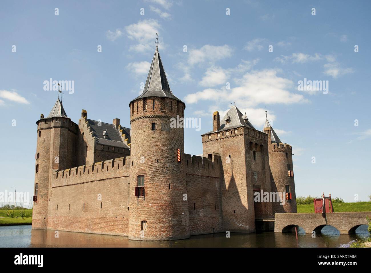 Dutch castle Muiderslot in village Muiden in Holland Stock Photo - Alamy