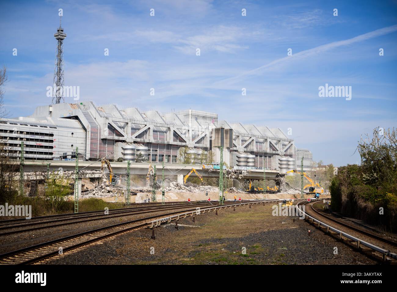 Berlin, Germany. 13th Apr, 2025. The A100 bridge over the Ringbahn is ...