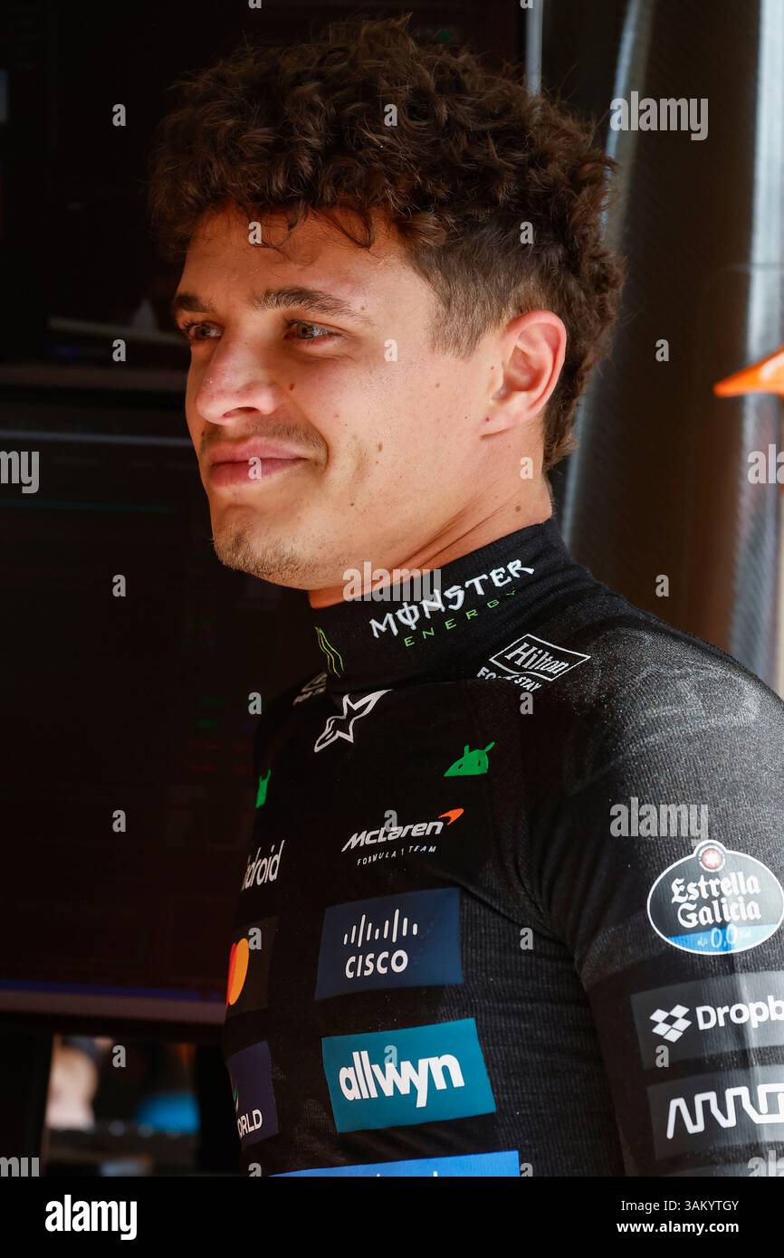 NORRIS Lando (gbr), McLaren F1 Team MCL39, portrait during the Formula 1 Gulf Bahrain Grand Prix ...