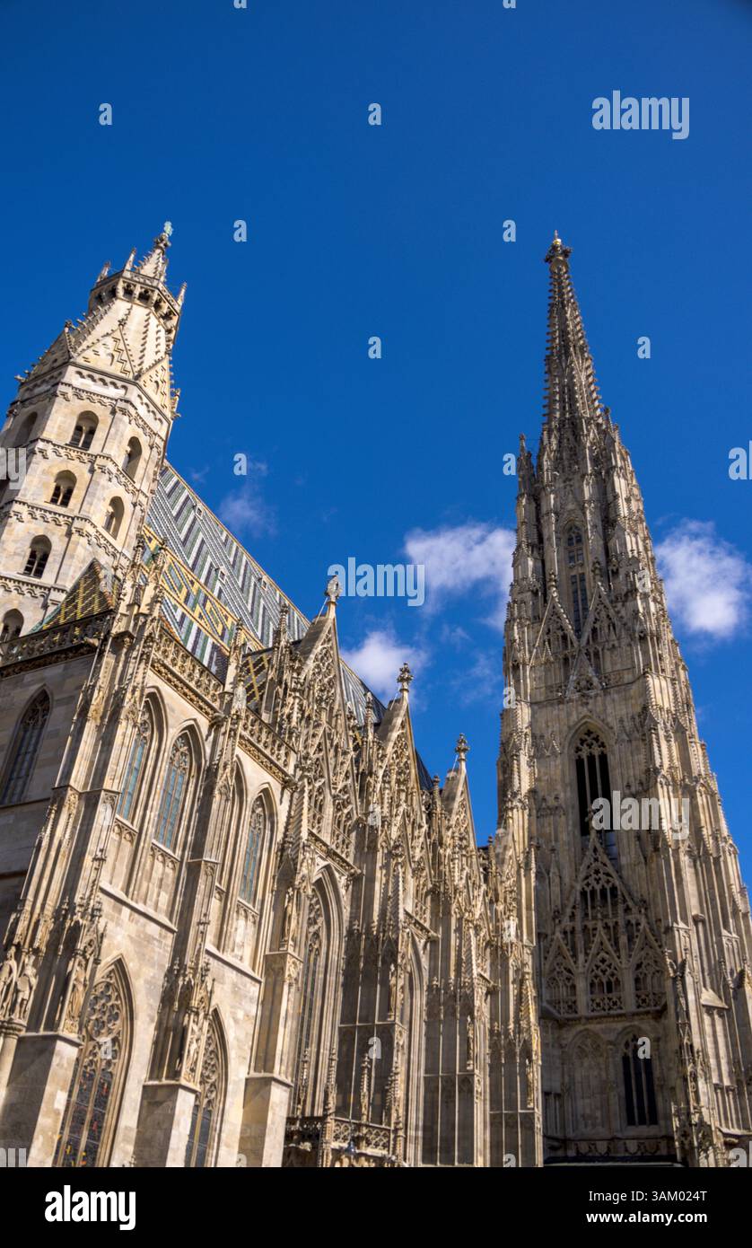 exterior, St. Stephen's Cathedral, Stephansdom, Stephansplatz, Vienna ...