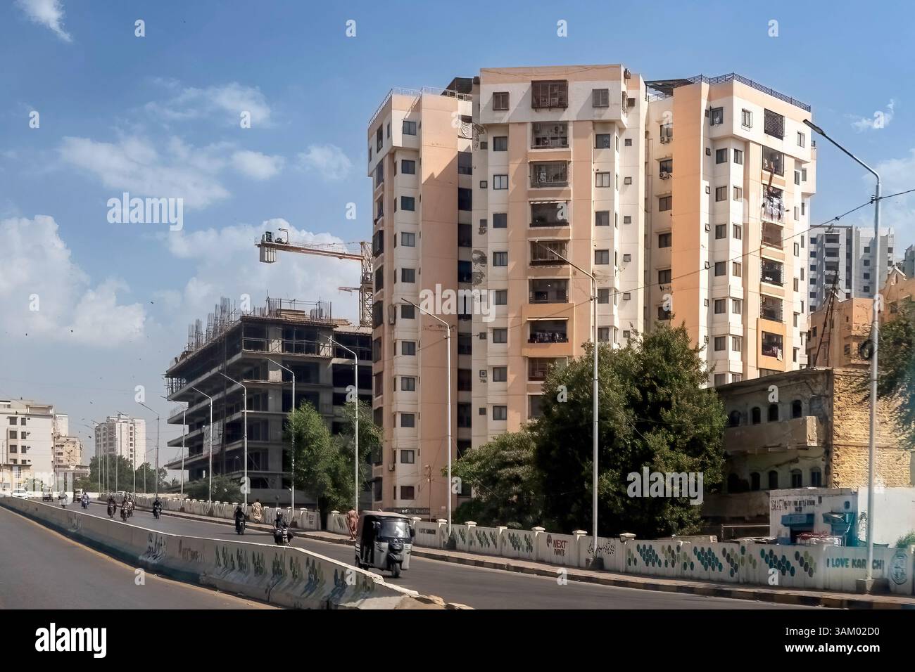 Karachi, Pakistan - April 04, 2025: Karachi Buildings and landmarks ...